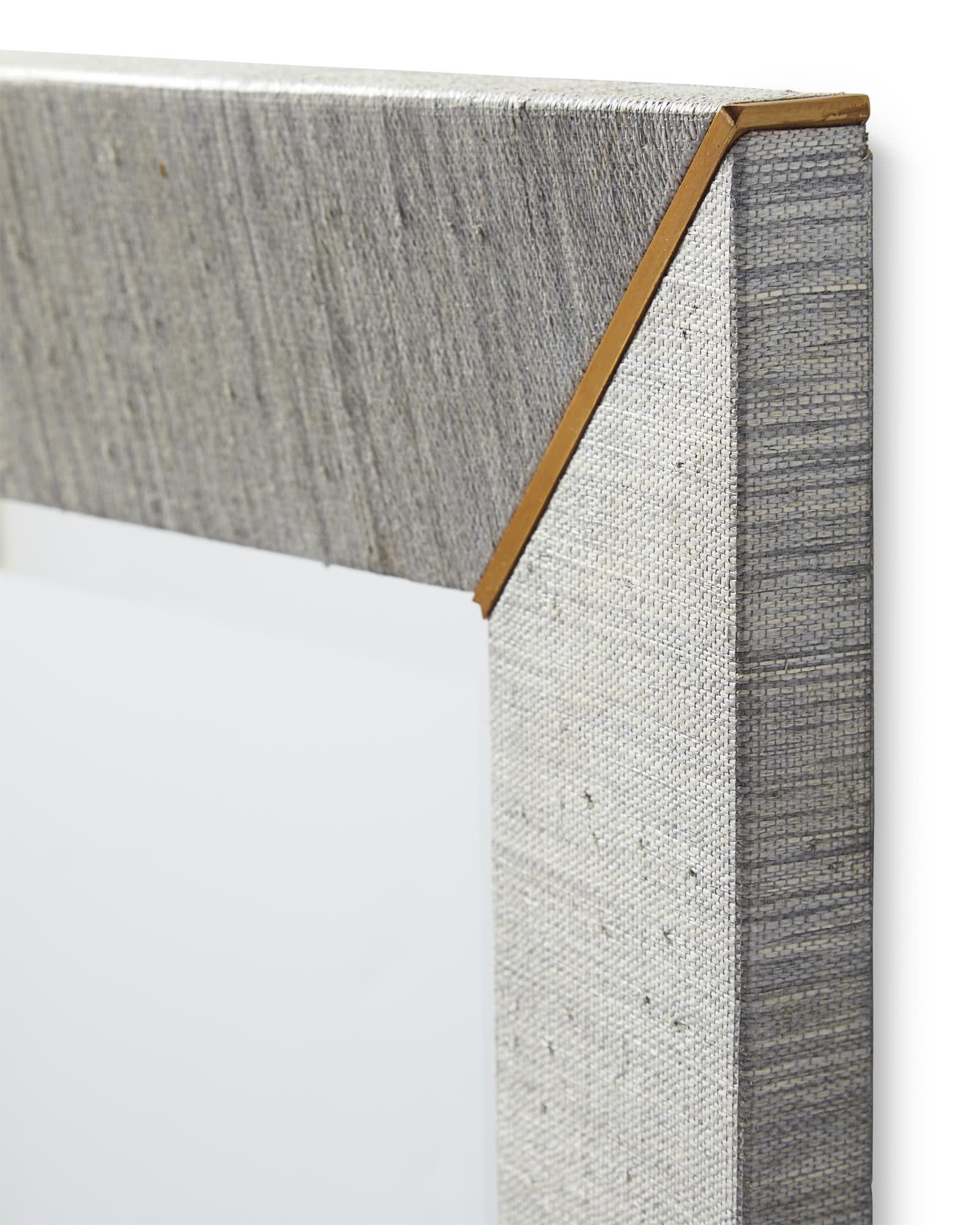 Mirror_Blake_Fog_Detail_MV_0987_Crop_SH