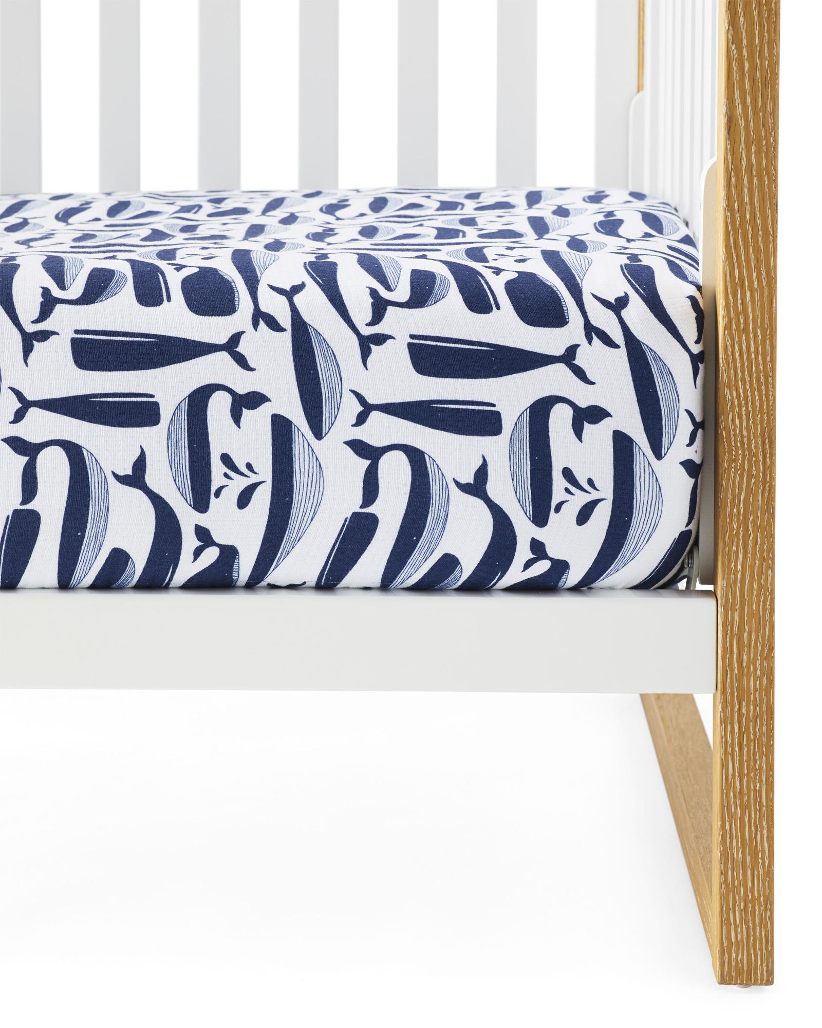 Nursery_Melville_Crib_Sheet_Navy_MV_326_Crop_SH