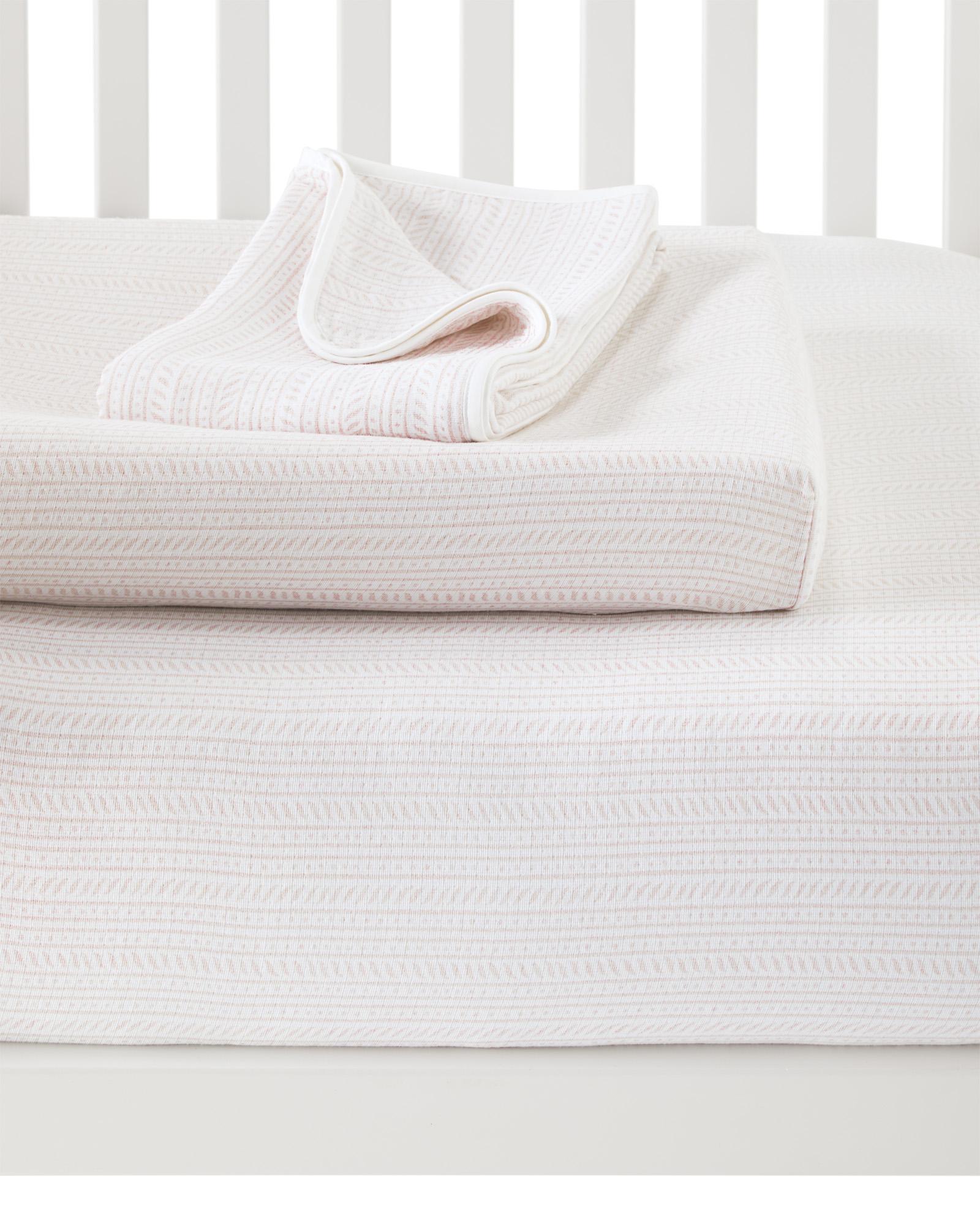 Nursery_Starling_Bedding_Set_Pink_Sand_MV_0421_Crop_OL