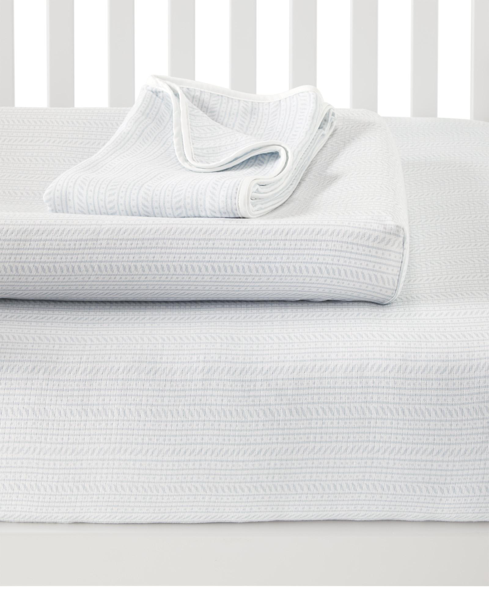 Nursery_Starling_Bedding_Set_Sky_MV_320_Crop_OL