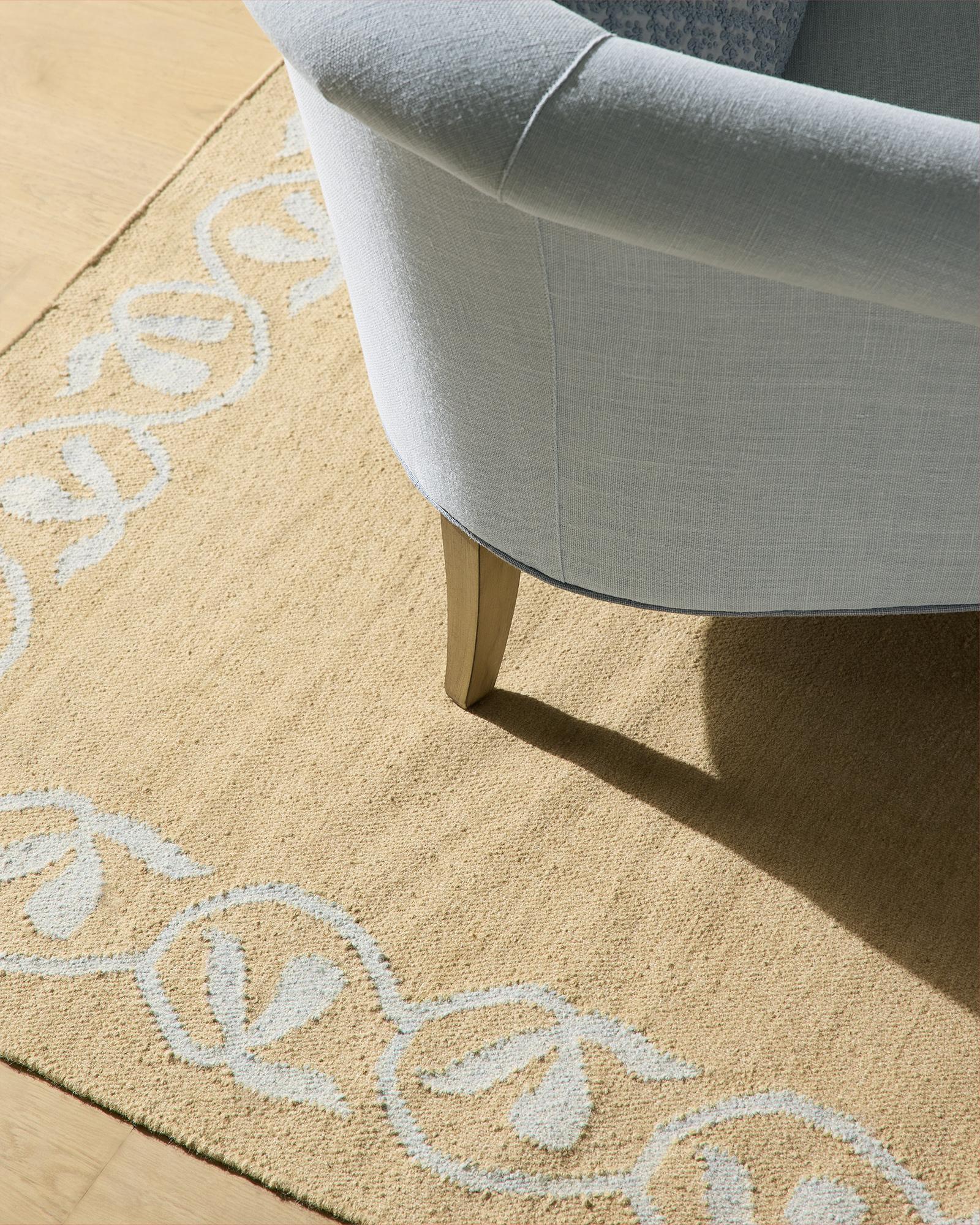 Rug-Natural-Coastal-Blue-Flora-Brixton-Lounge-Chair-brand-x12695_CV1_1