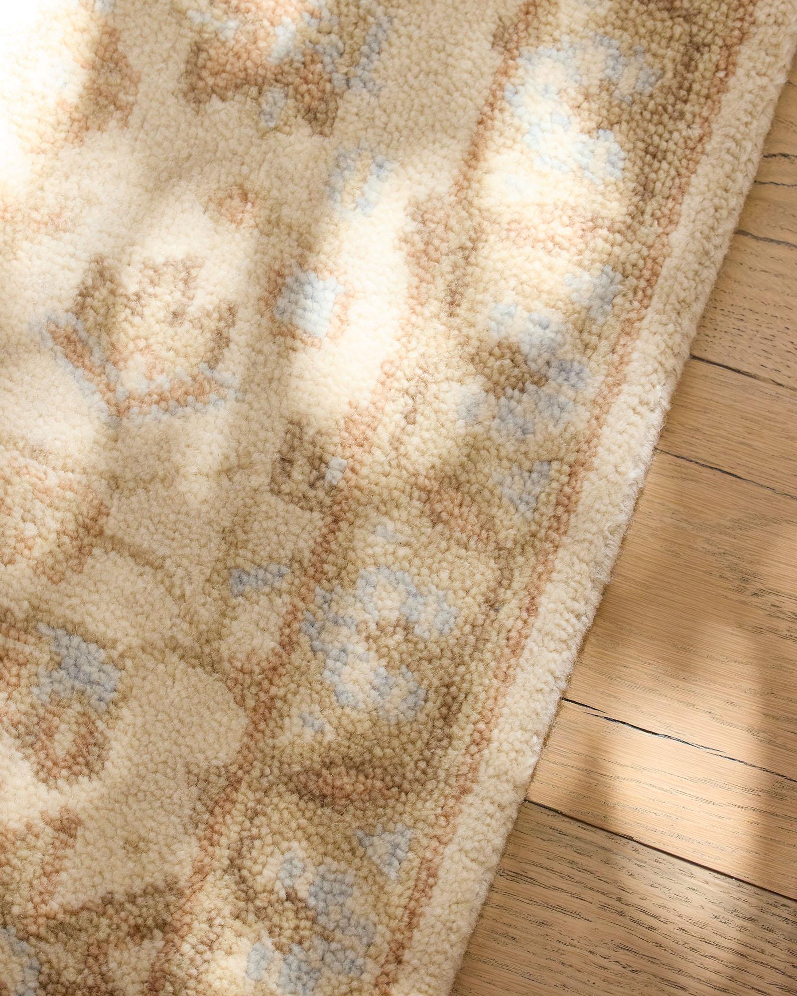 Rug-Neutral-Runner-Loleta-brand-xC6A4700_CV1