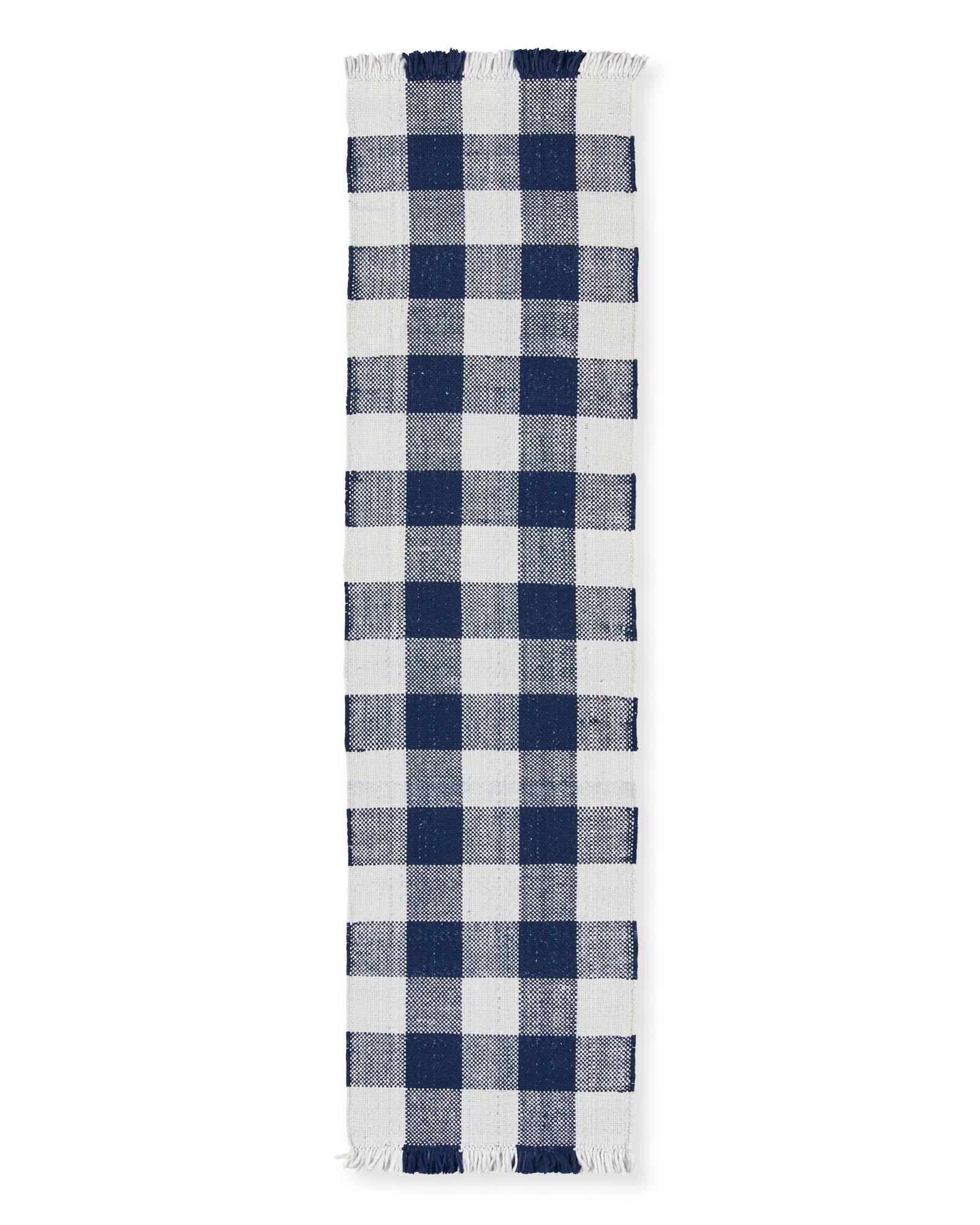 Rug_Gingham_2.6x10_Navy_MV_0223_Crop_SH
