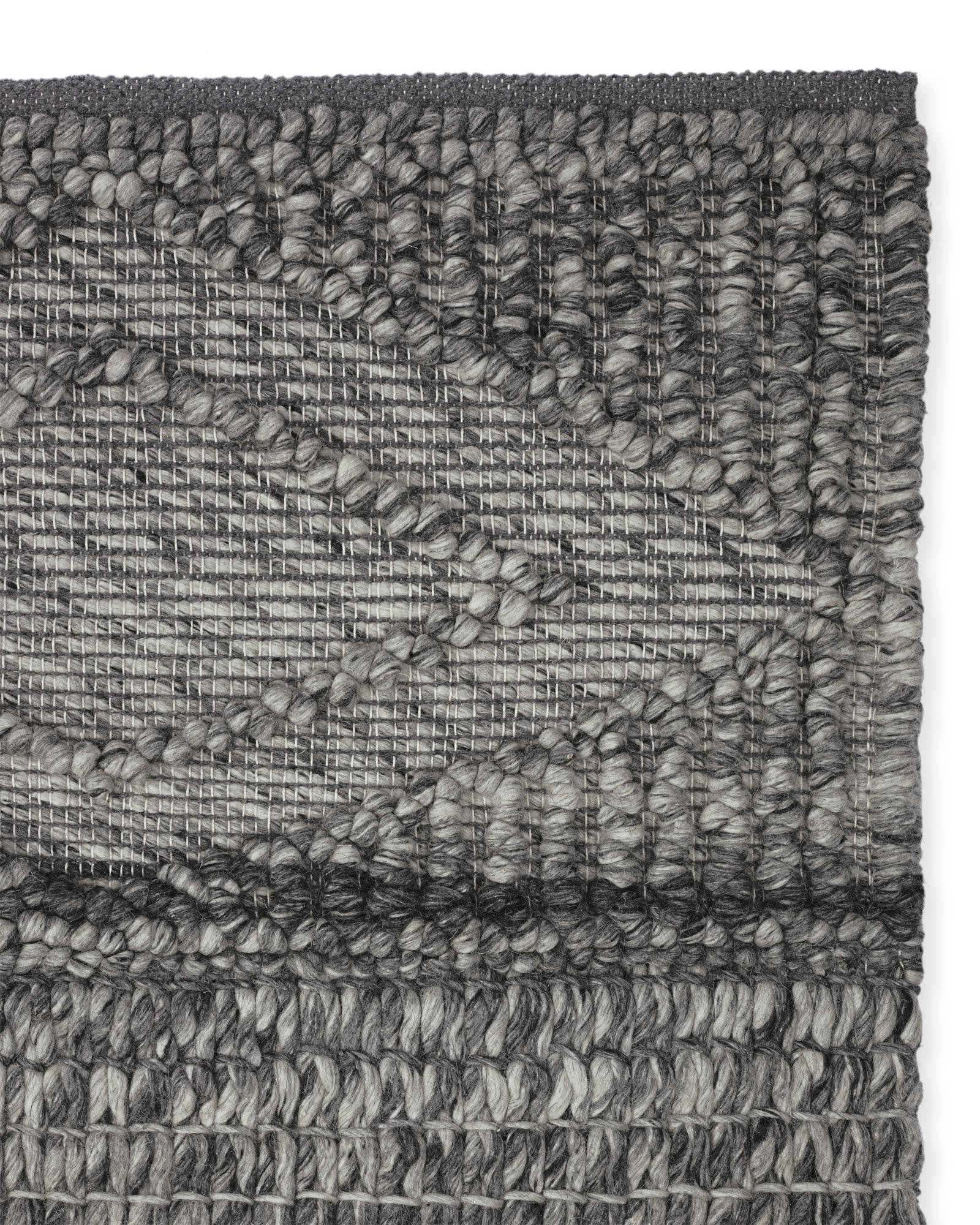 Rug_Macrame_Wool_8x10_Smoke_Detail_MV_0028_Crop_SH