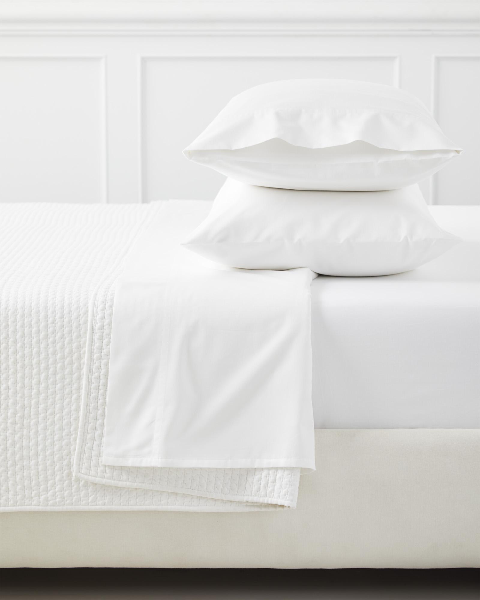 Sheet_Set_Essential_Sateen_White_MV_1024_Crop_BASE