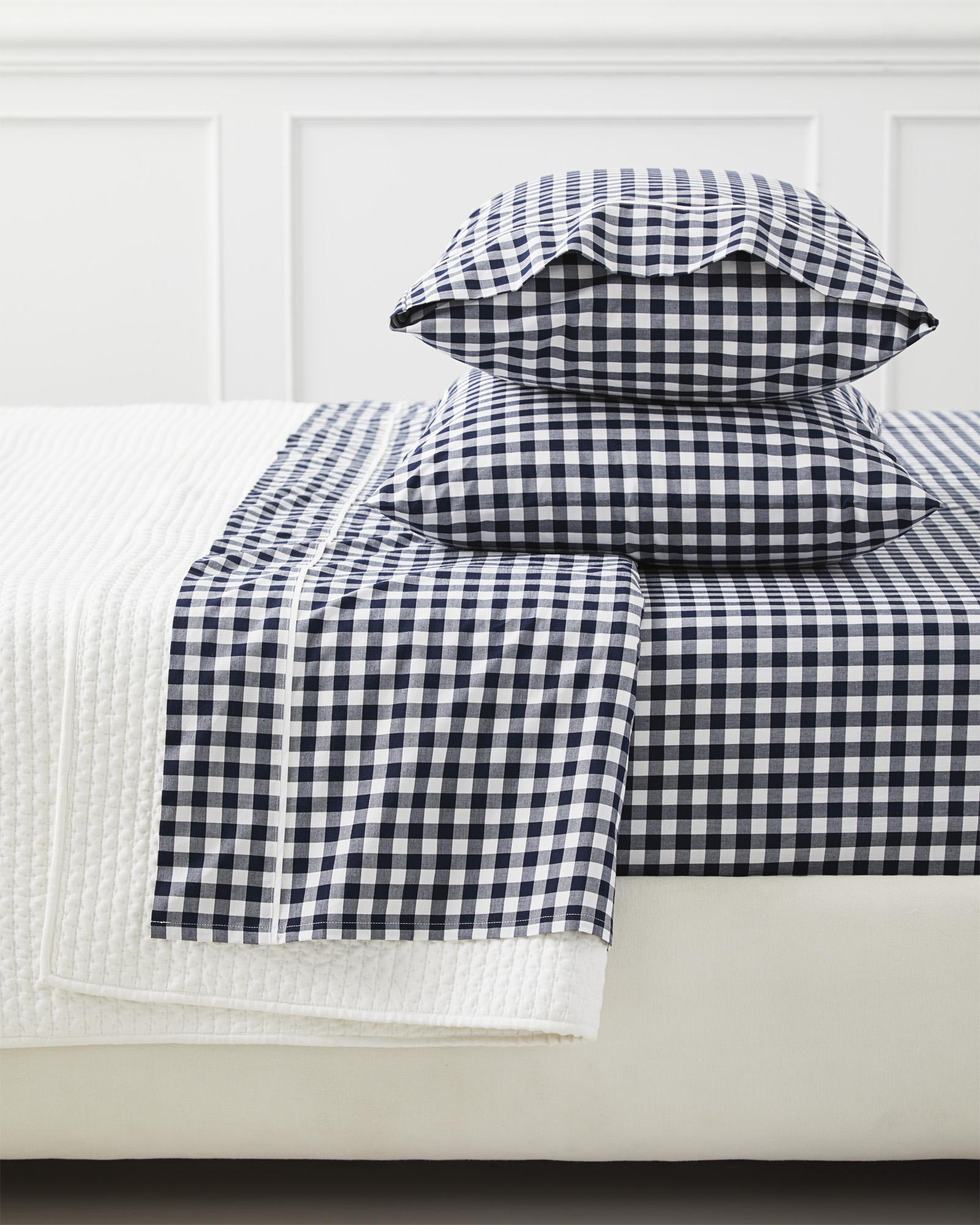 Sheet_Set_Gingham_Midnight_MV_0875_Crop_BASE