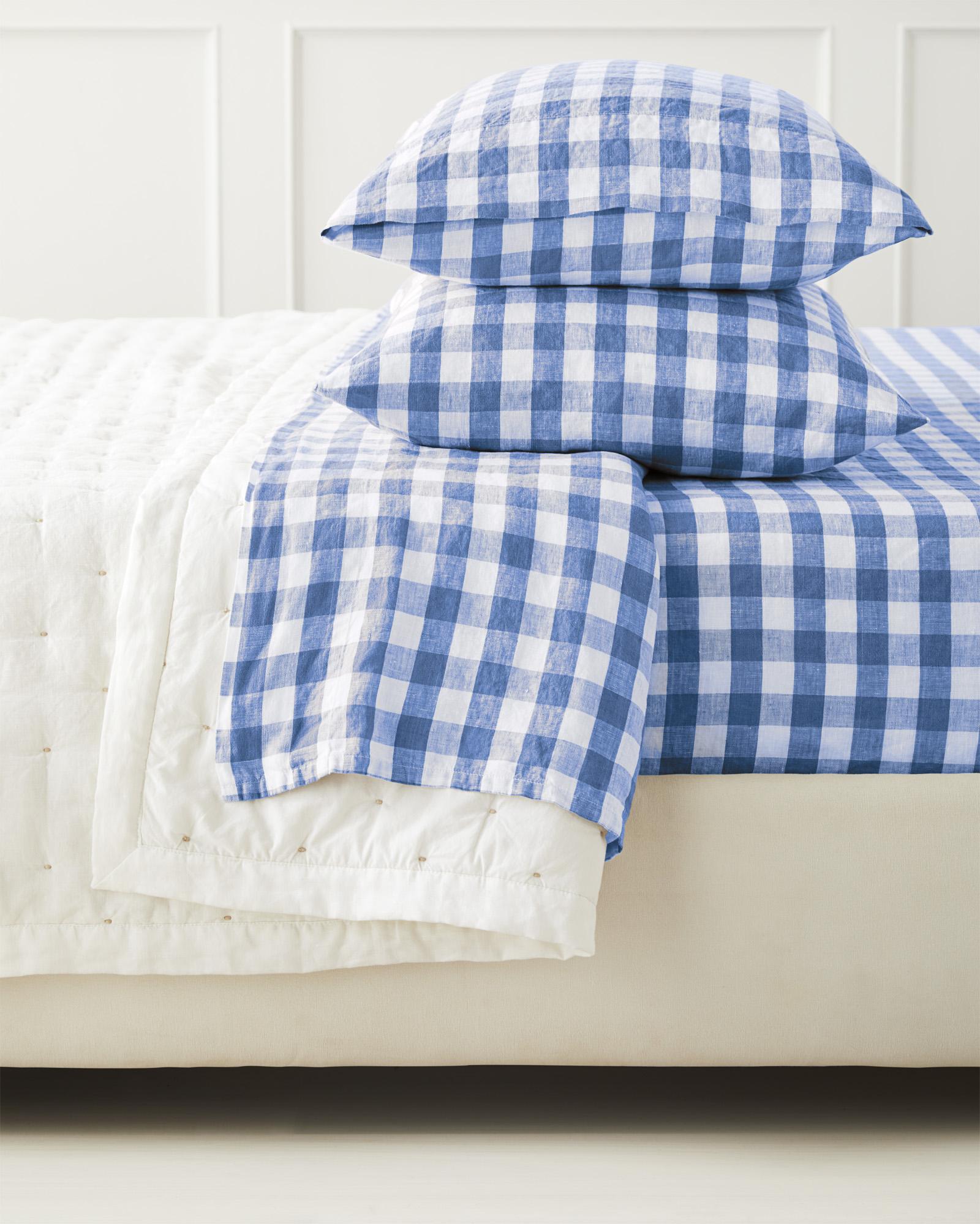 Sheet_Set_Hyannis_Linen_French_Blue_MV_0533_Crop_BASE