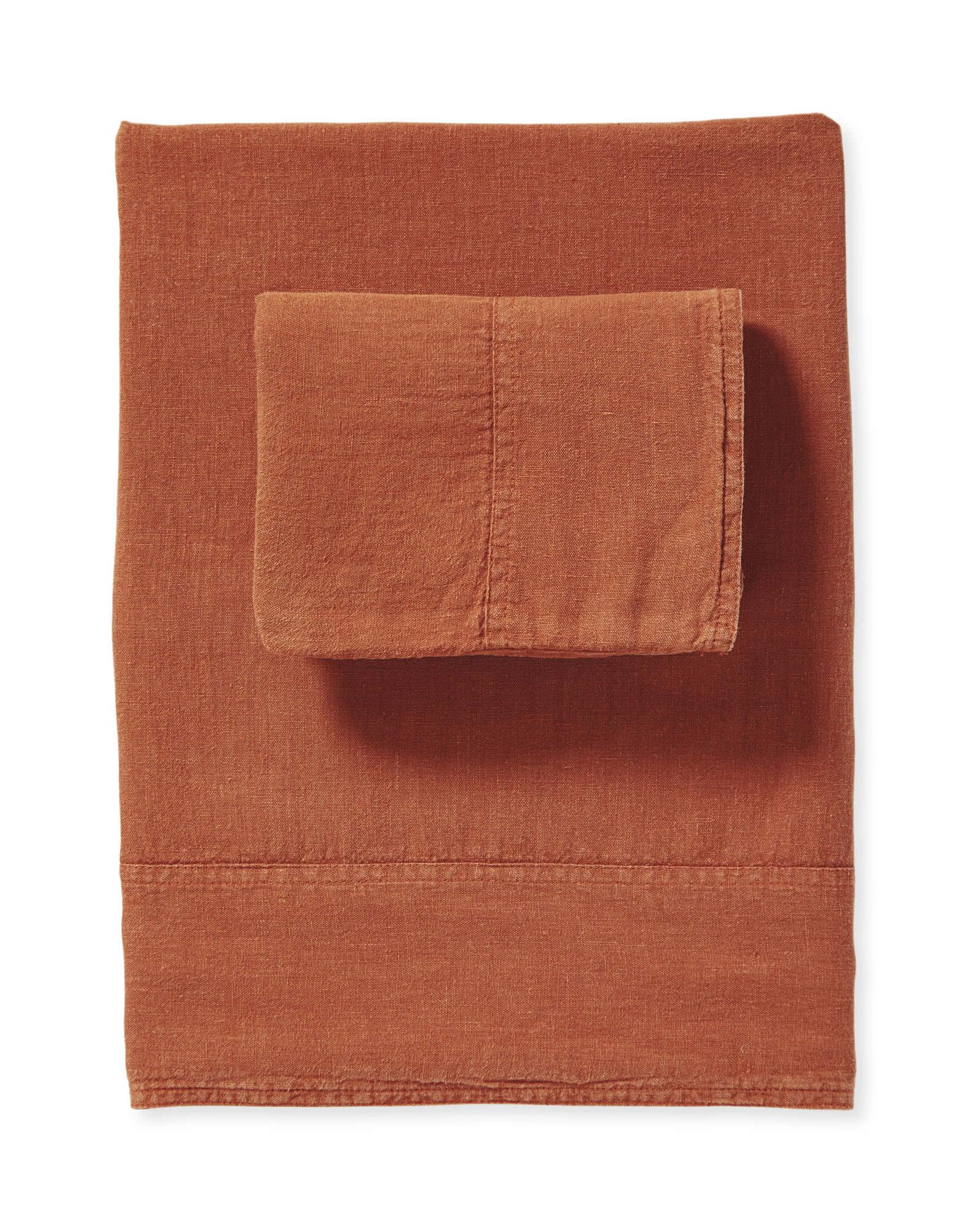 Sheet_Stack_Positano_Terracotta_MV_0729_Crop_SH