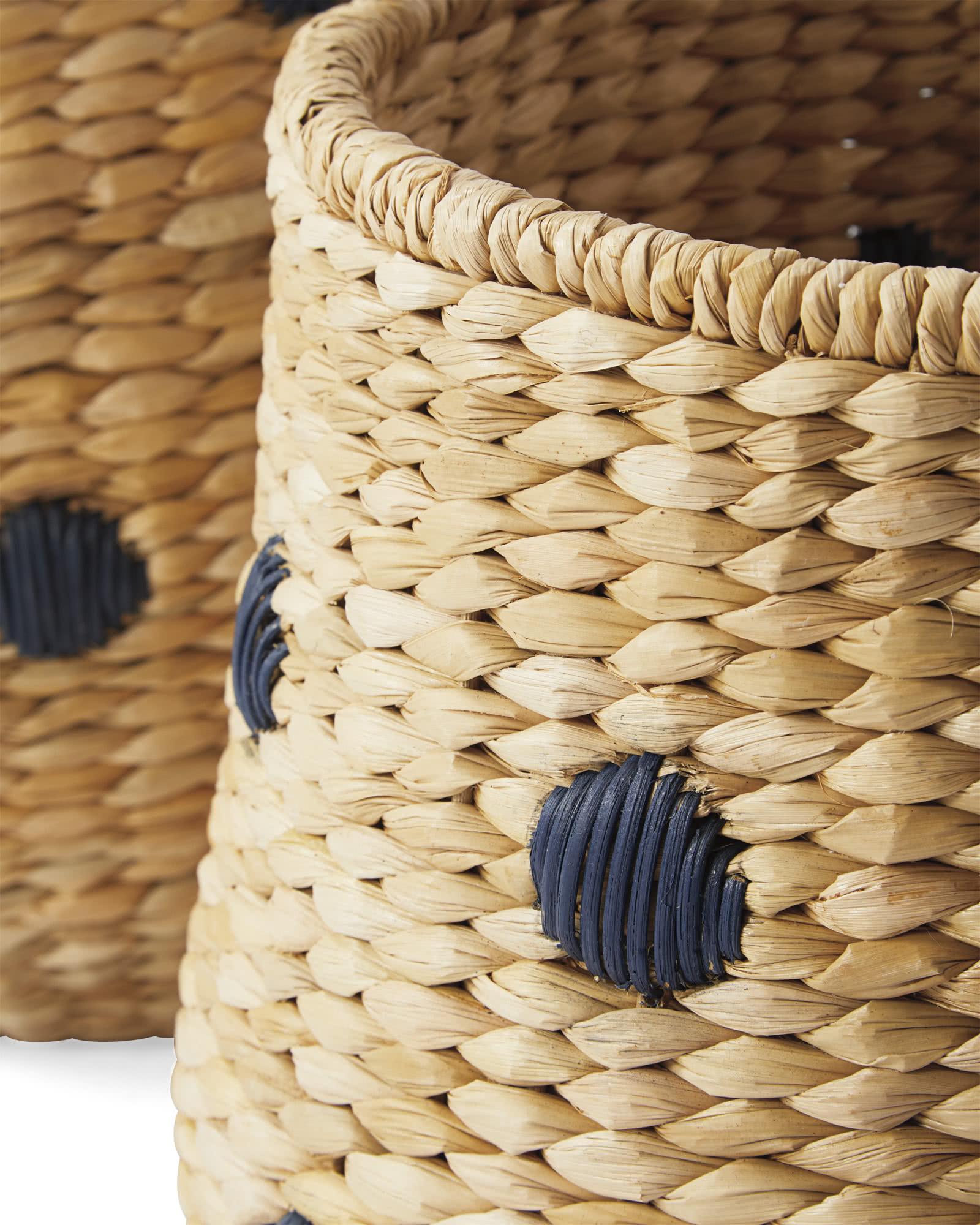 Storage_Dot_Basket_Natural_Navy_Detail_MV_1460_Crop_SH
