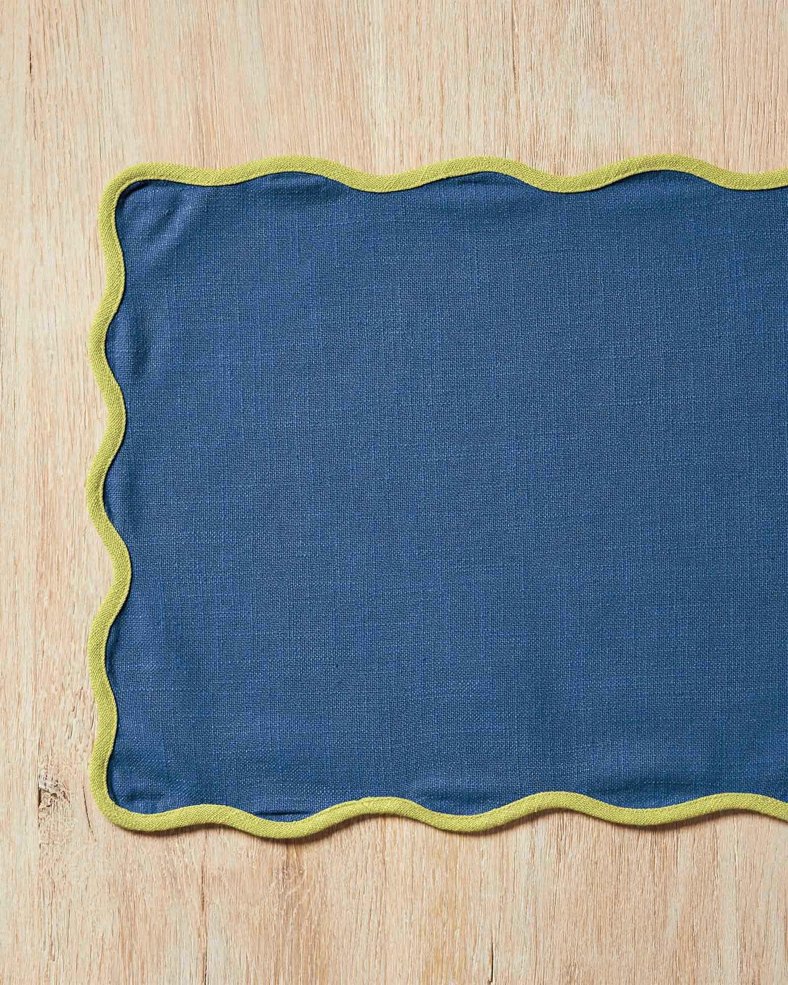 Tabletop_Wave_Placemat_French_Blue_Chartreuse_MJ_27309_Crop_BASE