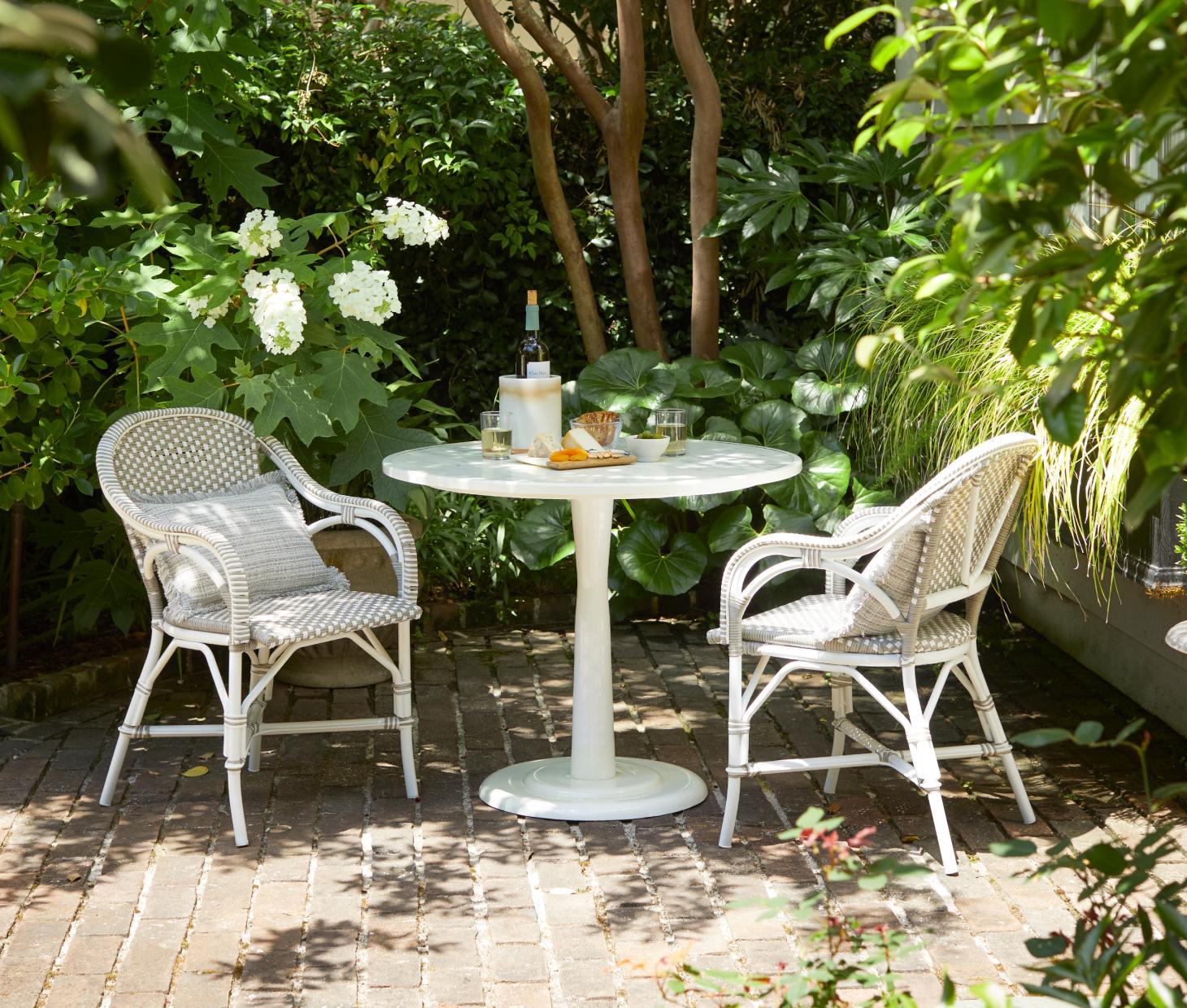 Wainscott Dining Table