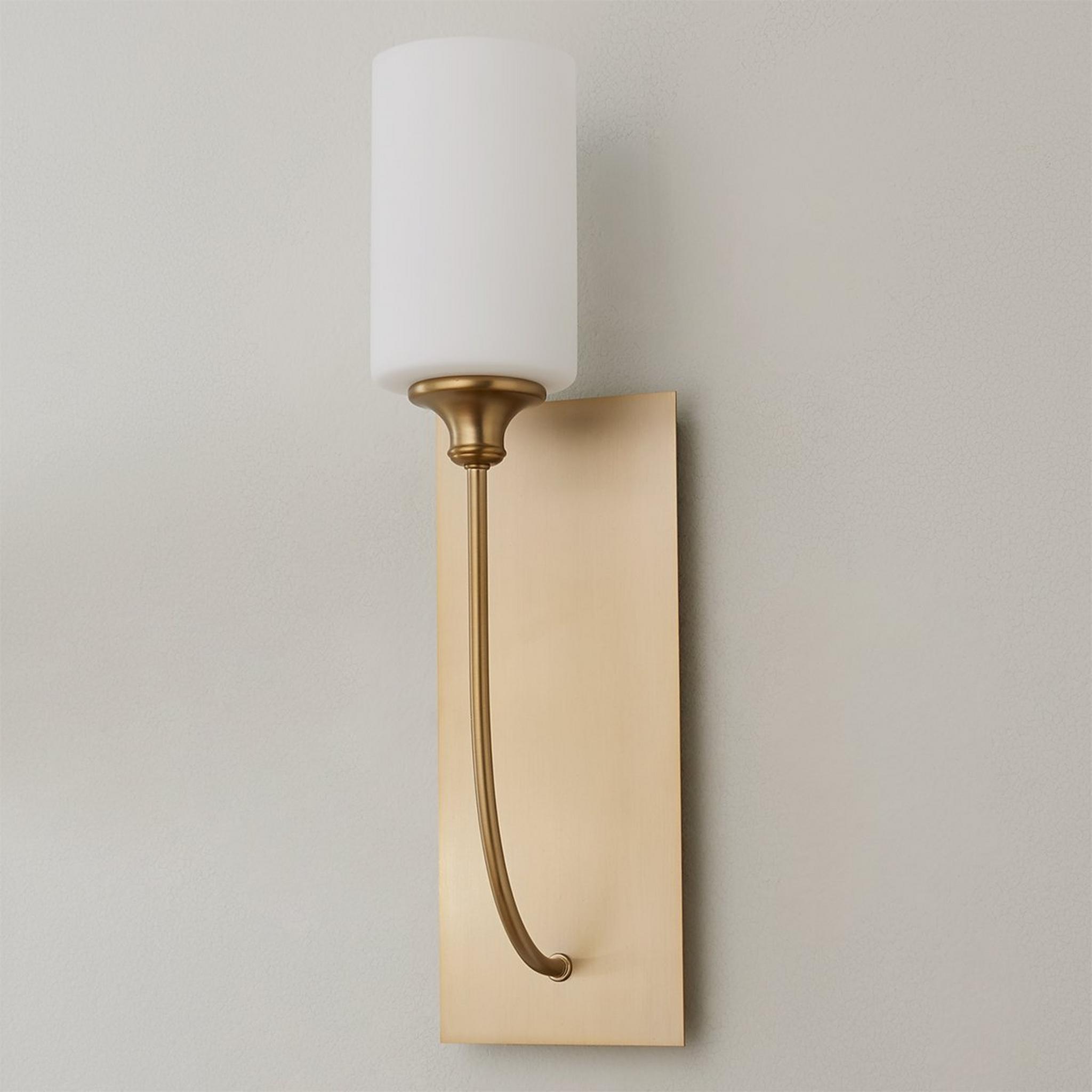 Tracie Curved Sconce | Shades of Light