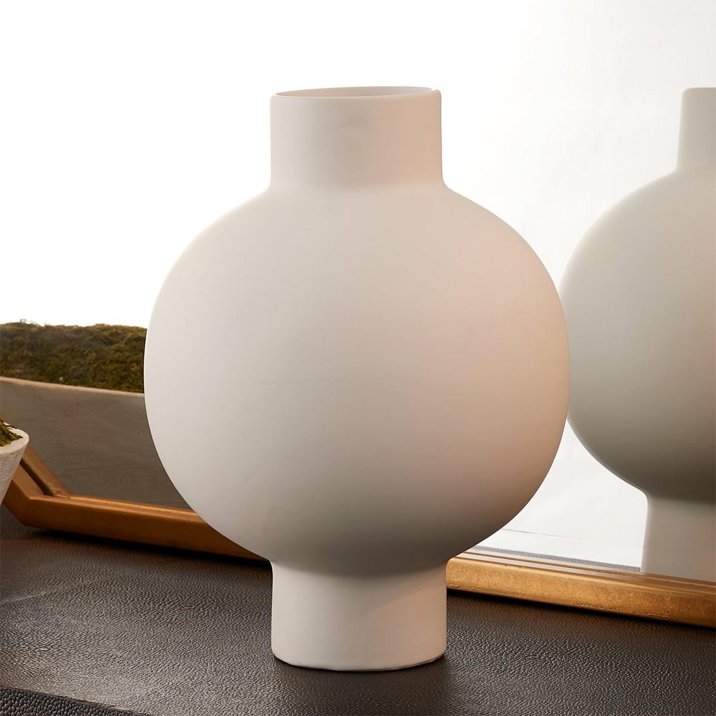 Taje Vase | Shades of Light