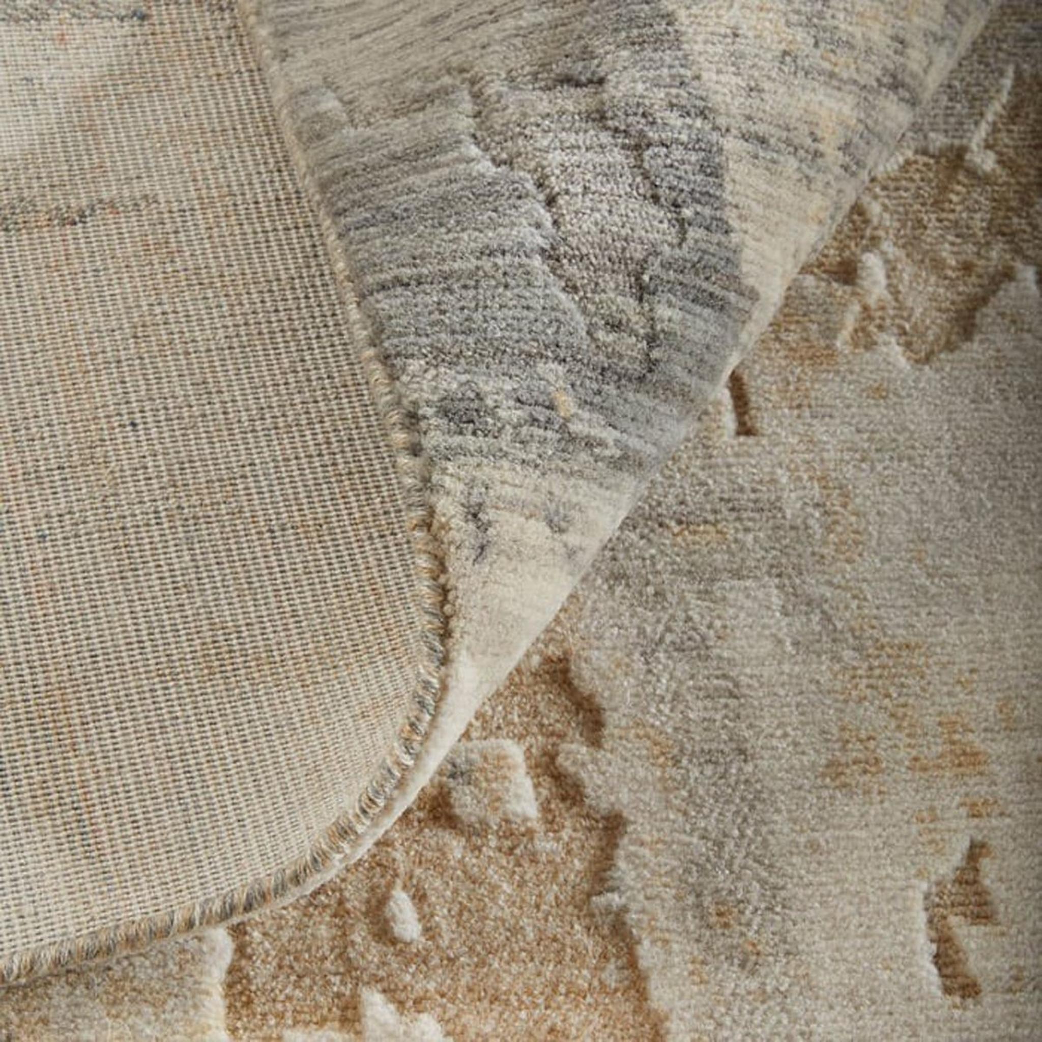 Faywood Rug | Shades of Light