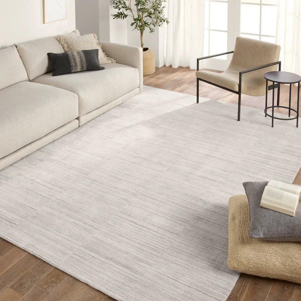 Lira Handwoven Indoor / Outdoor Rug | Shades of Light