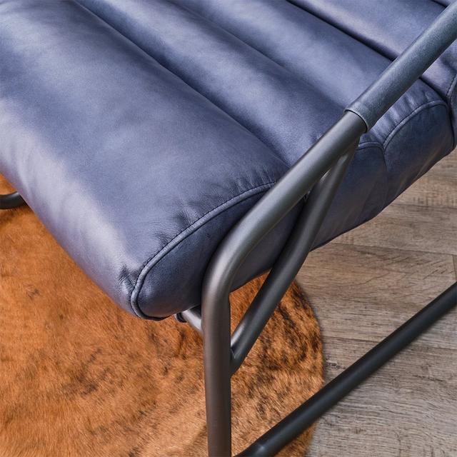 Buffalo Lounge Chair | Shades of Light