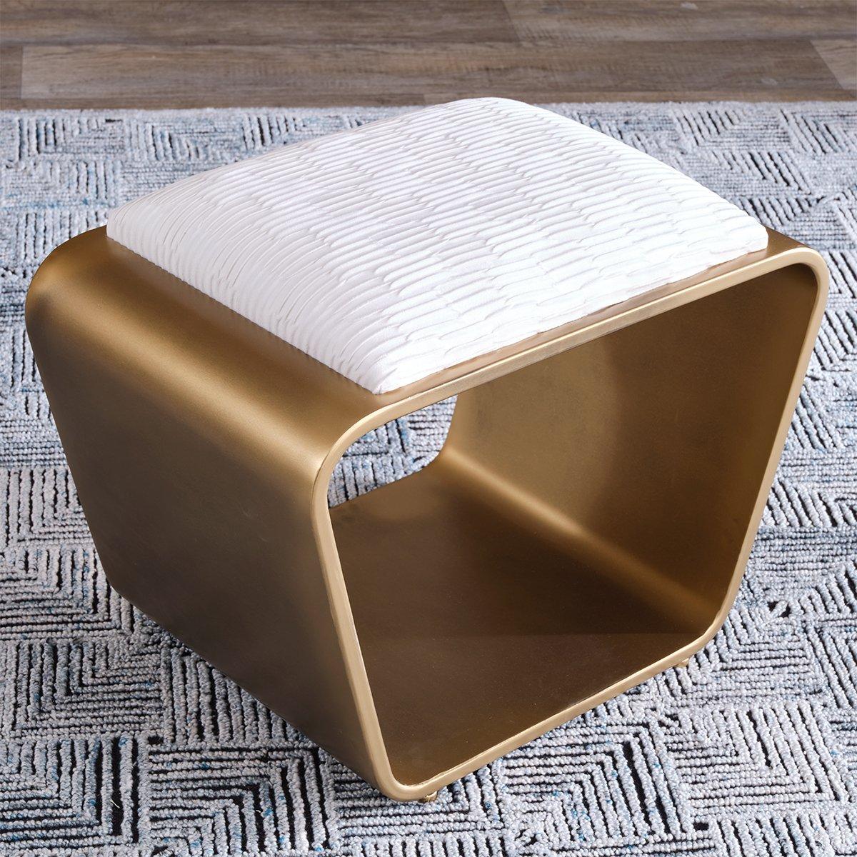 Aro Bench | Shades of Light