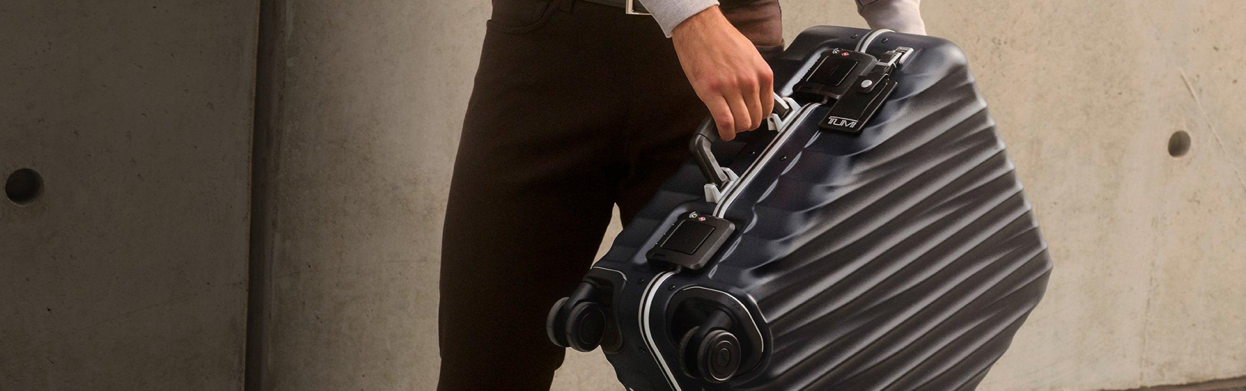 19 Degree Frame | Tumi US