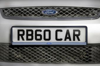 Richbrook Ford Number Plate Surround | Halfords UK