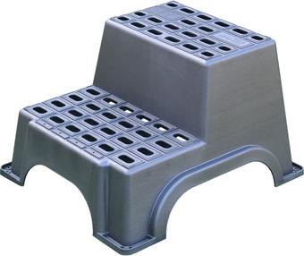 Double Plastic Step | Halfords UK