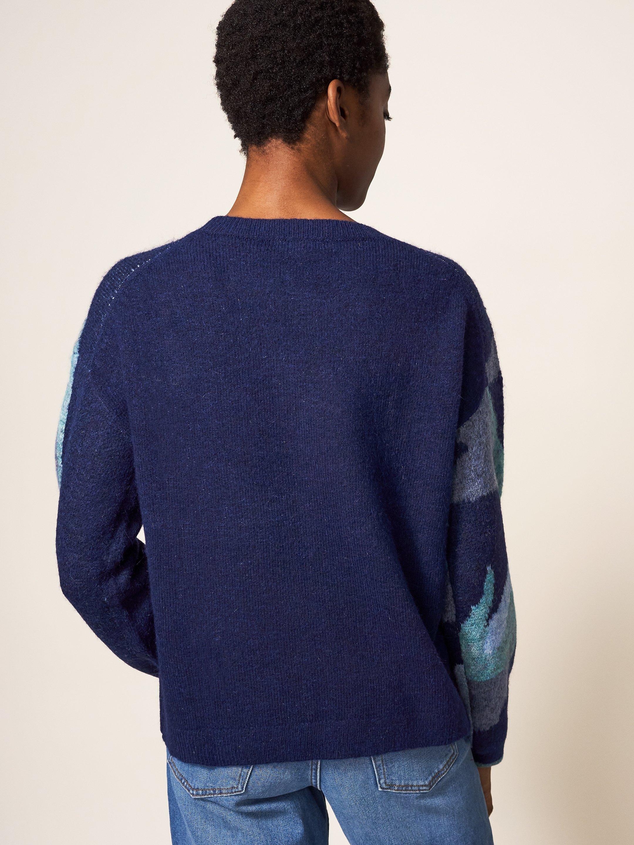 ABSTRACT KOI JUMPER in NAVY MULTI | White Stuff