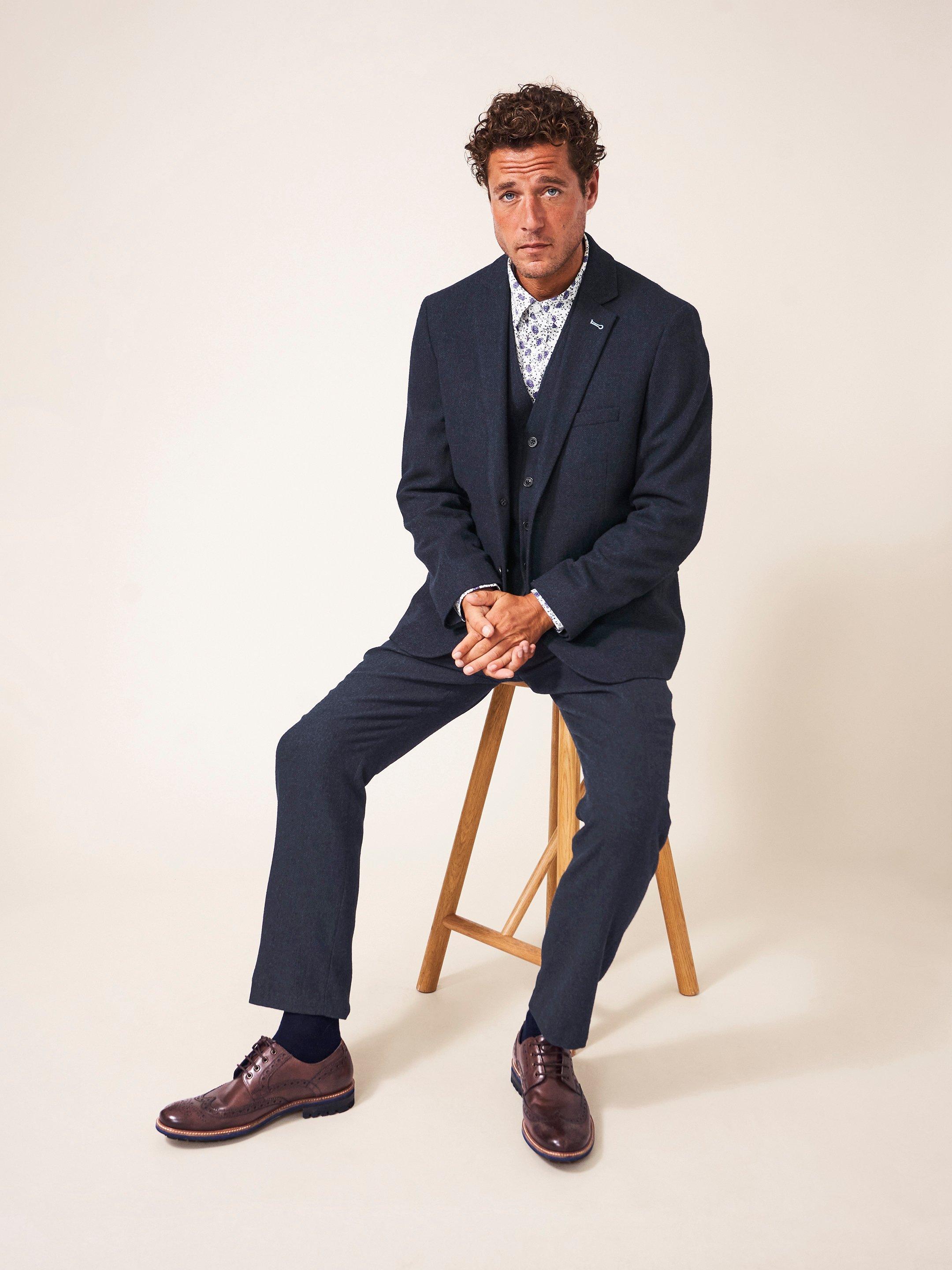 Heath Regular Fit Trouser in DARK NAVY | White Stuff