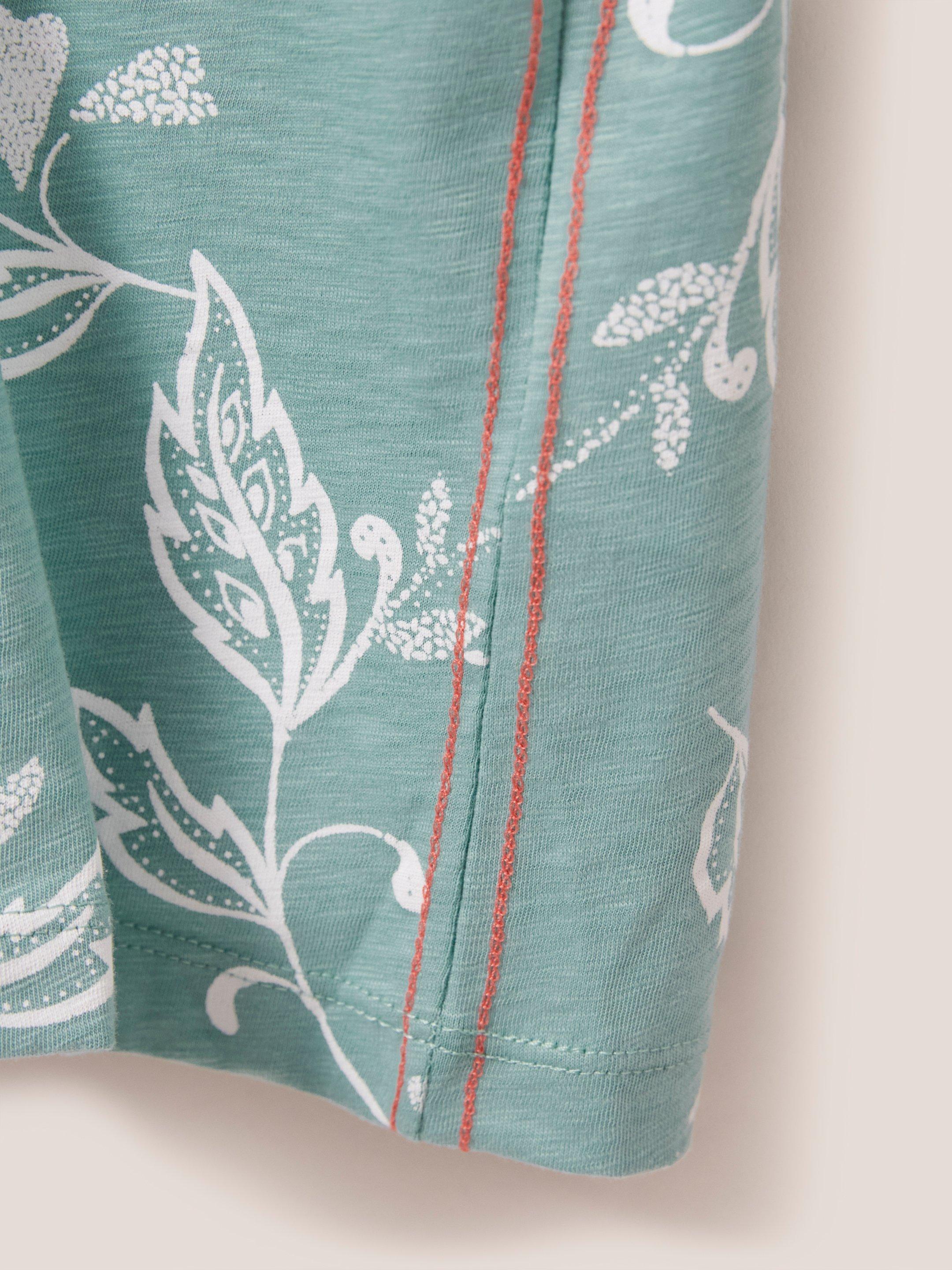 Nelly Notch Neck Tee in TEAL PRINT | White Stuff