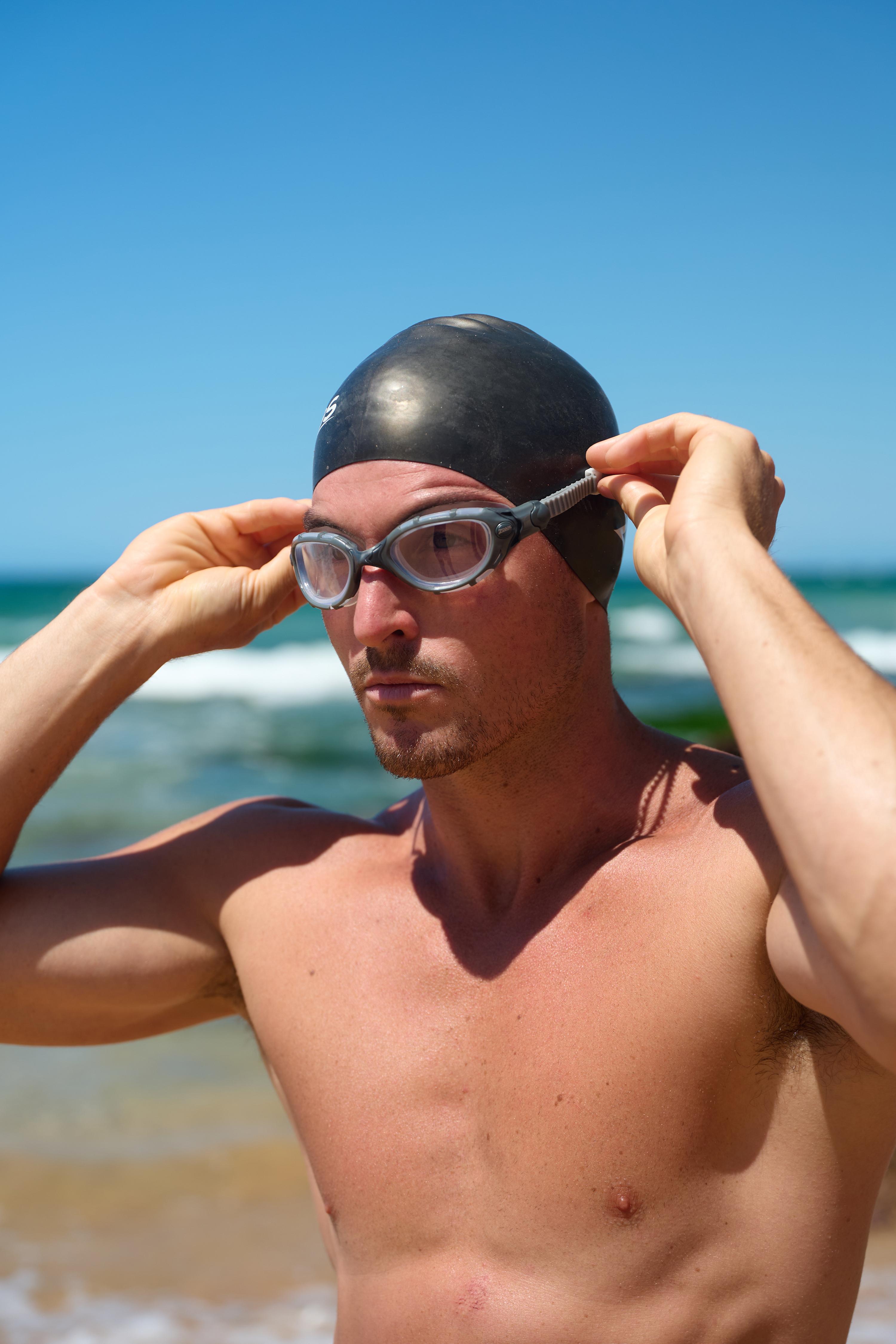 Zoggs Original Predator Flex Clear Goggle | Wiggle