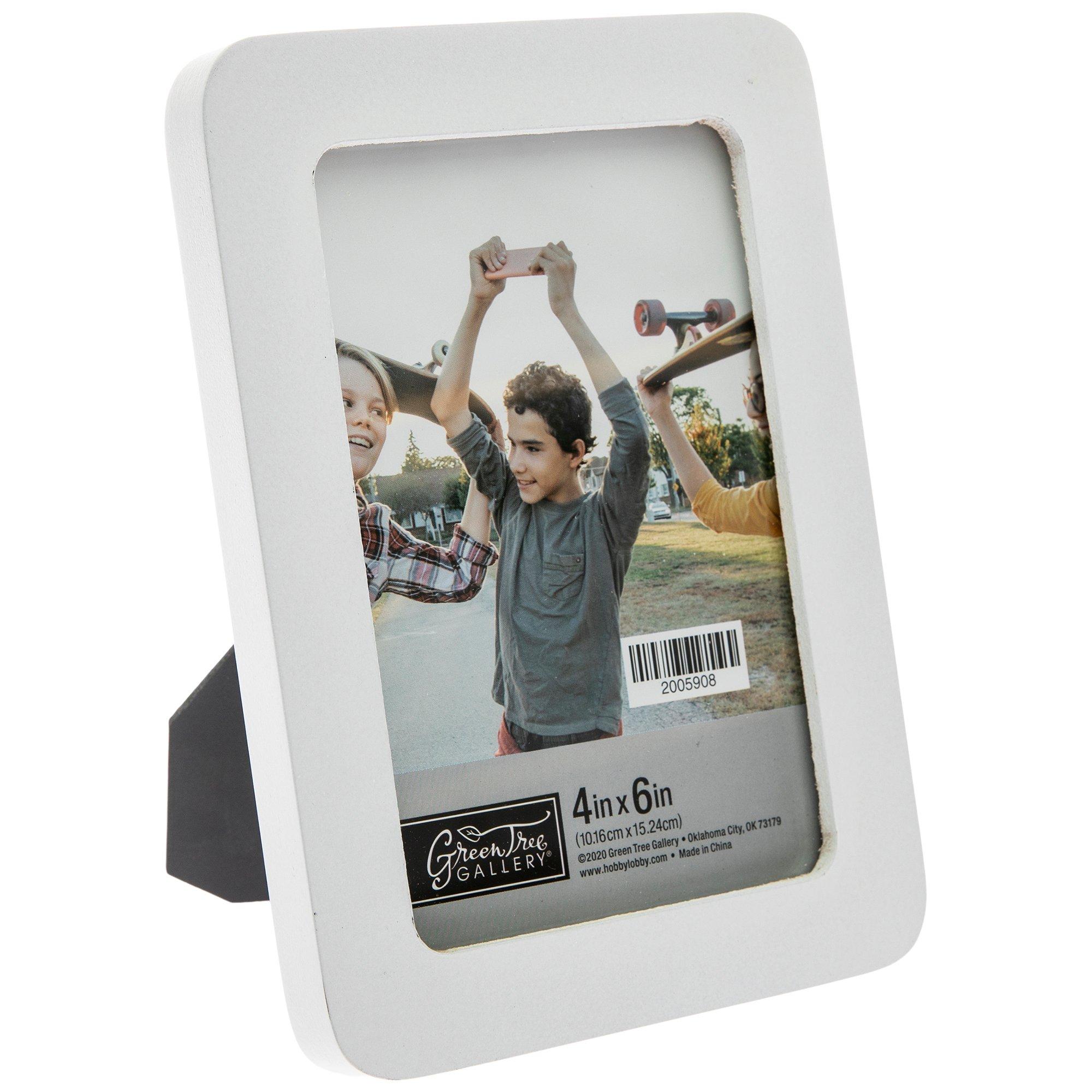 White Rounded Wood Picture Frame | Hobby Lobby | 2005908