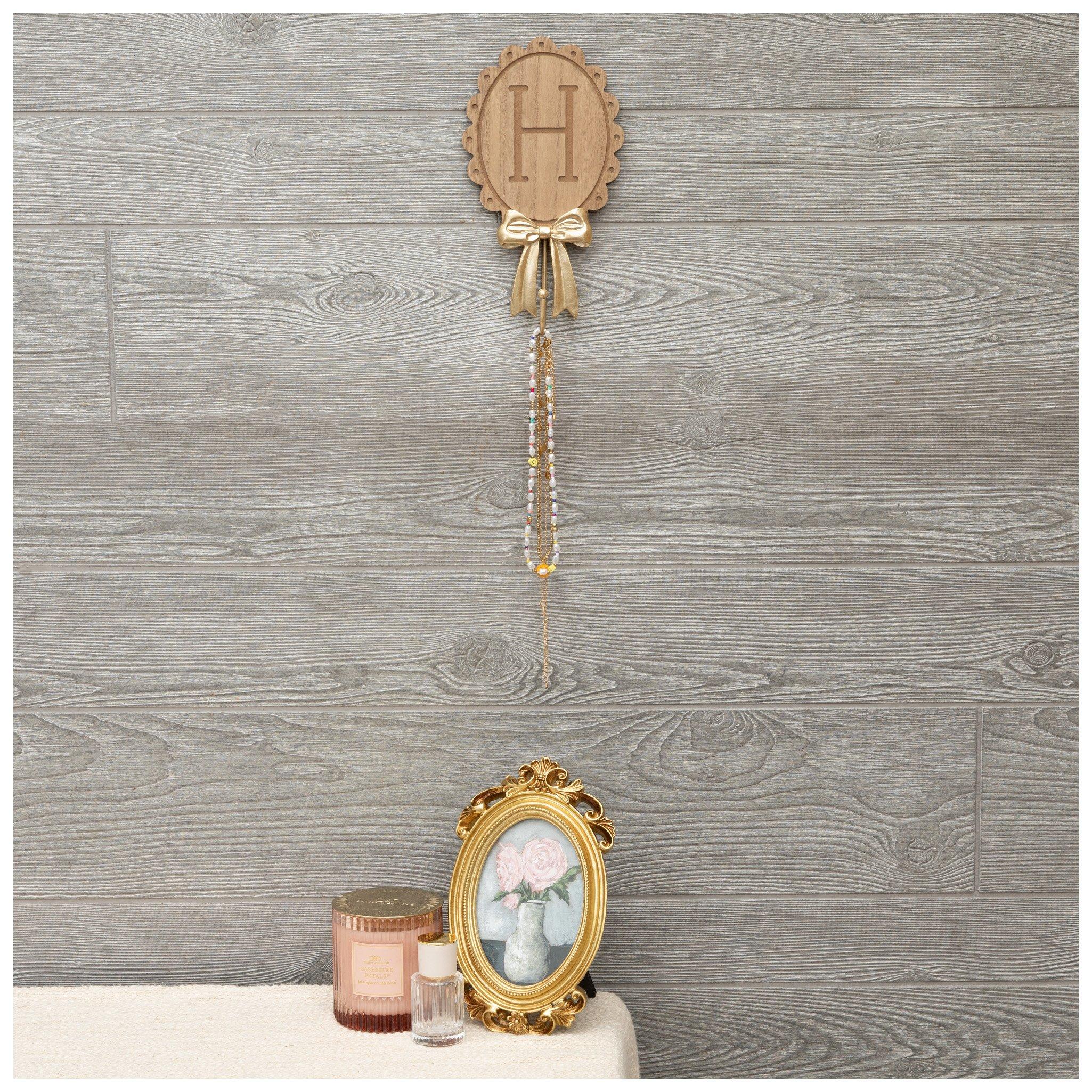 Scalloped Monogram Wood Wall Hook | Hobby Lobby | 2672608
