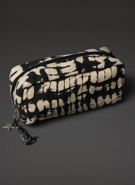 Abstract Print Cosmetic Case | Hot Topic
