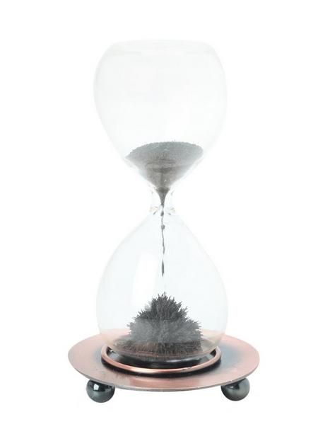 Reversible Magnetic Sand Timer | Hot Topic