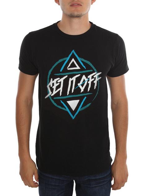 Set It Off Triangles T-Shirt | Hot Topic