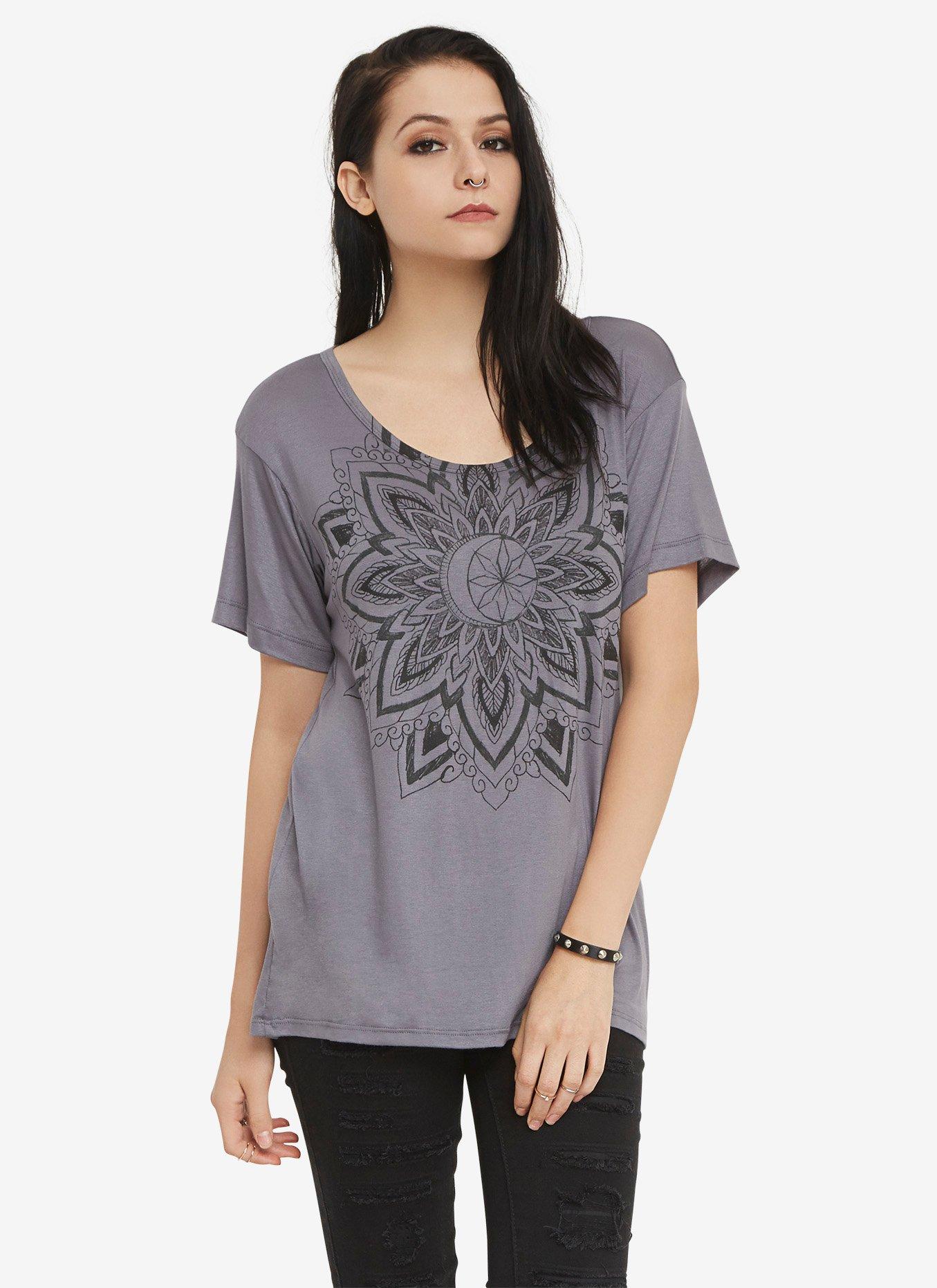 Scoop Neck Lotus Top | Hot Topic