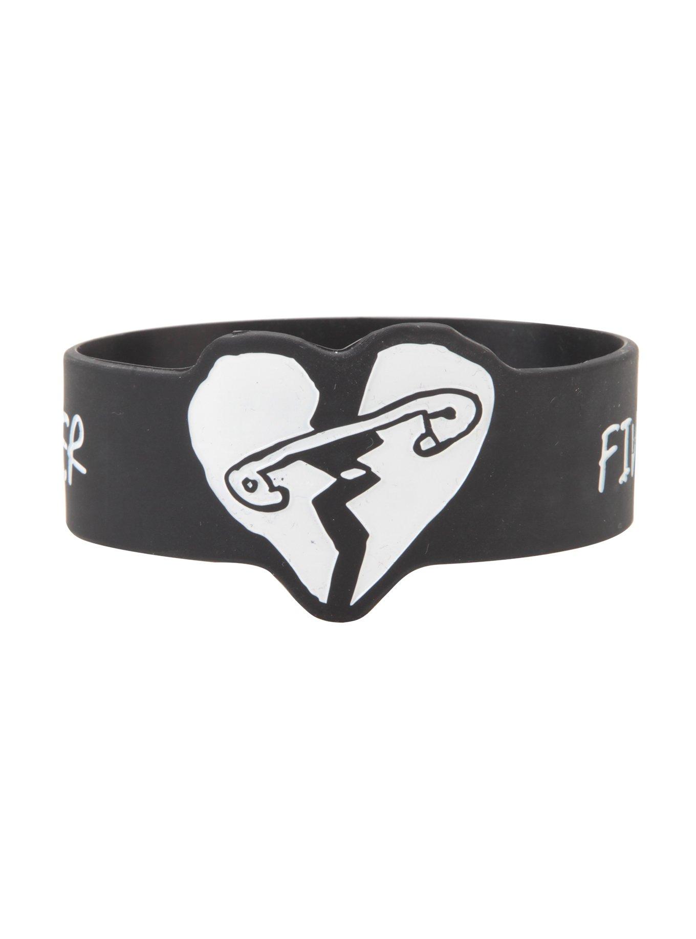 Five Seconds Of Summer Die-Cut Heart Rubber Bracelet | Hot Topic