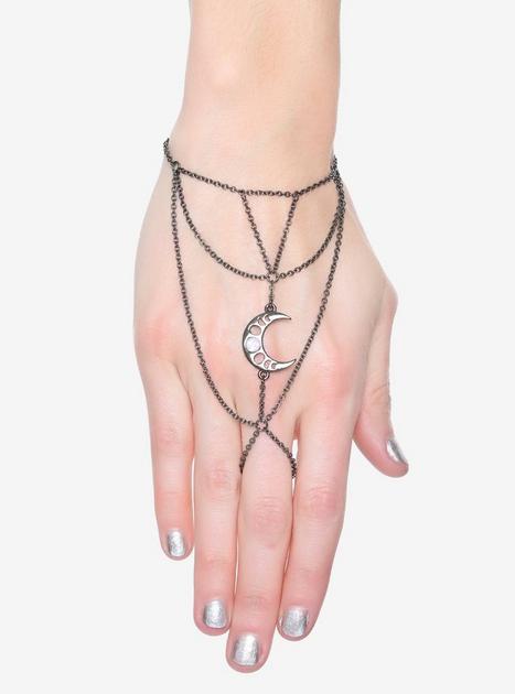 Blackheart Moon Phase Crescent Moon Hand Chain | Hot Topic