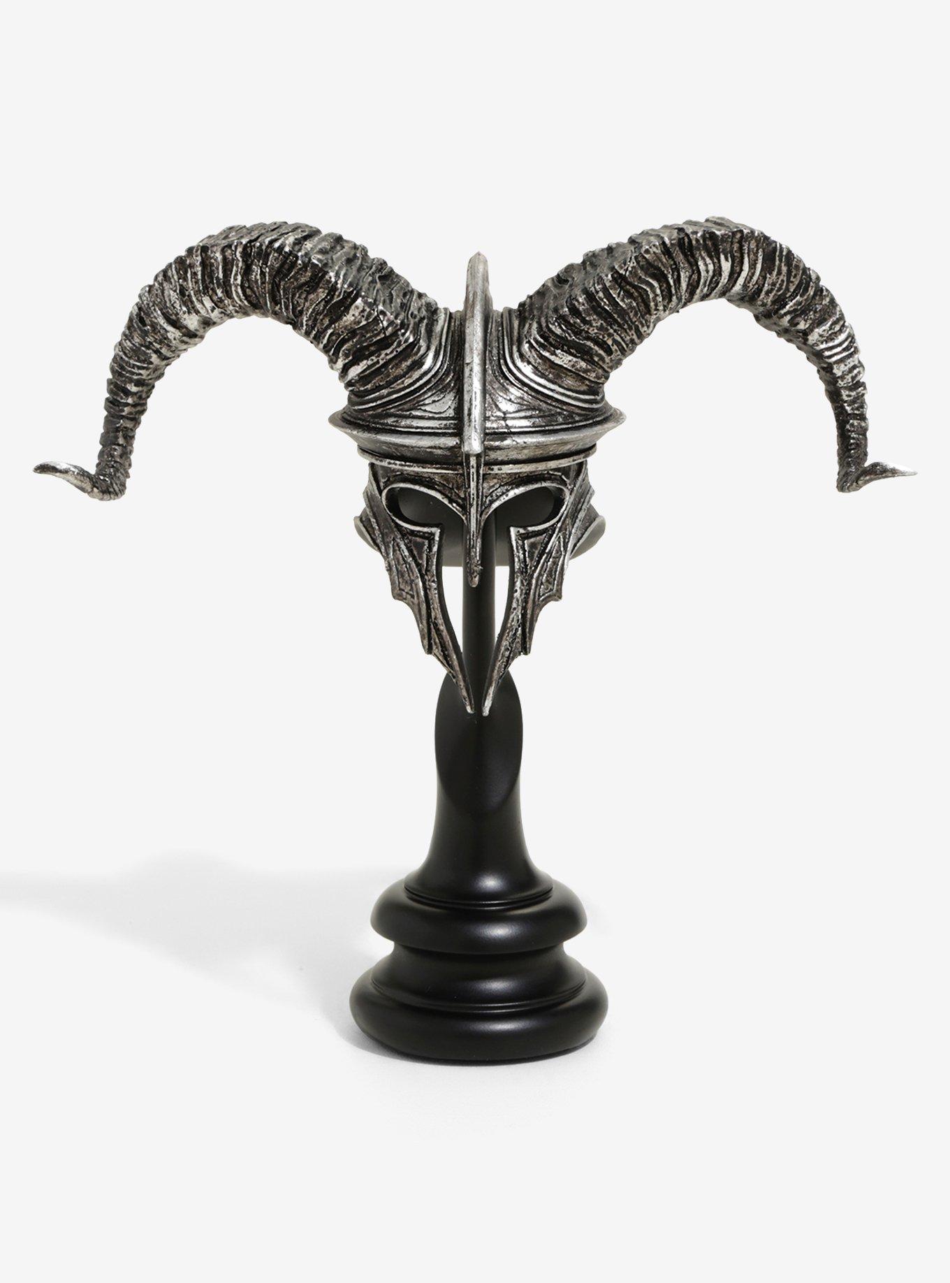 The Hobbit Wraith Helm Of Kamul The Easterling Miniature | Hot Topic