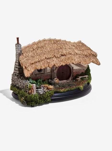 The Lord Of The Rings The Hobbit House Of Farmer Maggot Figure | Hot Topic