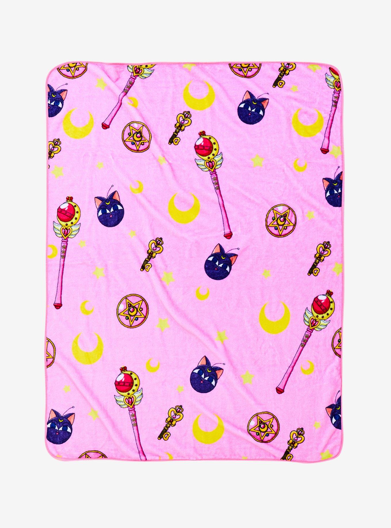 Sailor Moon Toss Print Throw Blanket - BoxLunch Exclusive | BoxLunch