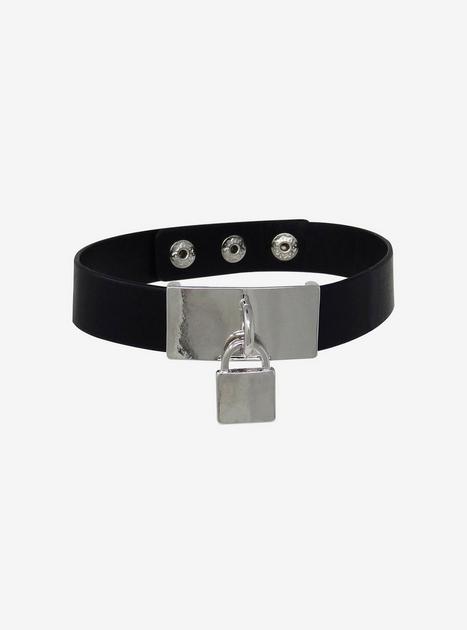 Collar With Padlock | Hot Topic