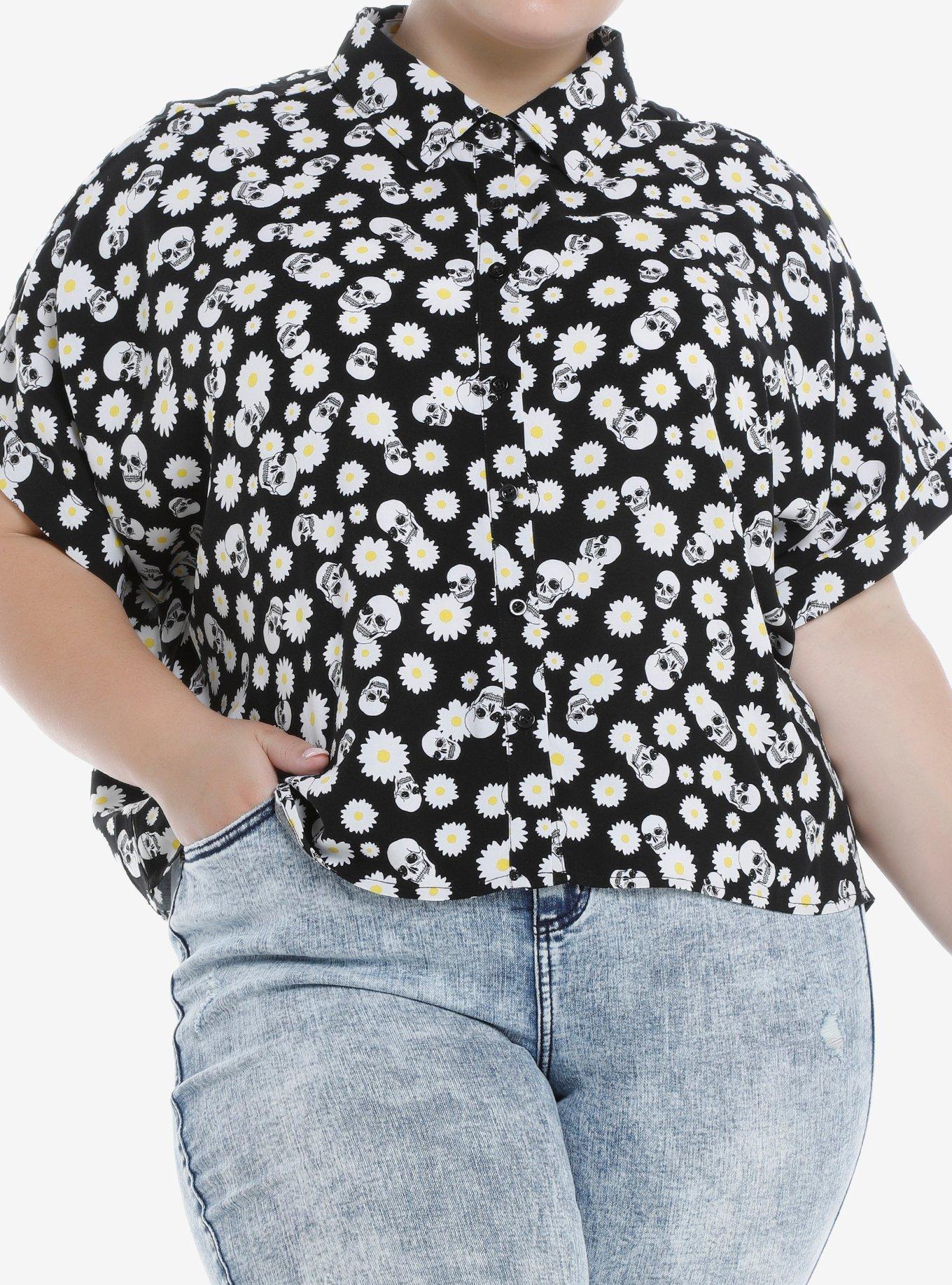 Skulls & Daisies Girls Woven Button-Up Plus Size | Hot Topic
