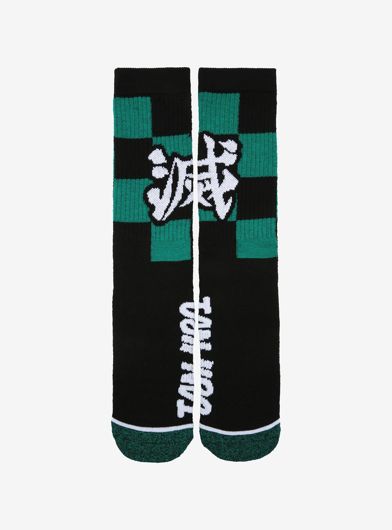 Demon Slayer: Kimetsu no Yaiba Tanjiro Checkered Crew Socks - BoxLunch ...