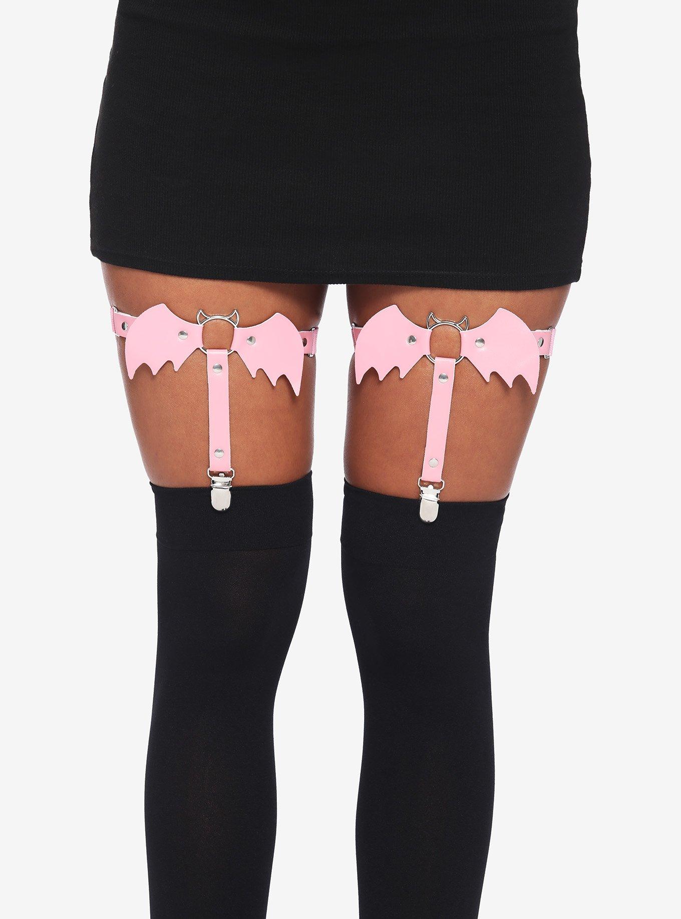 Pink Bat Wing Leg Garter Set | Hot Topic