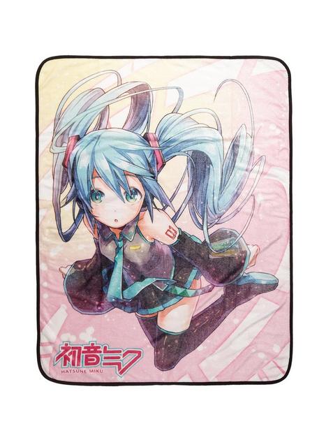 Hatsune Miku Pastel Throw Blanket | Hot Topic