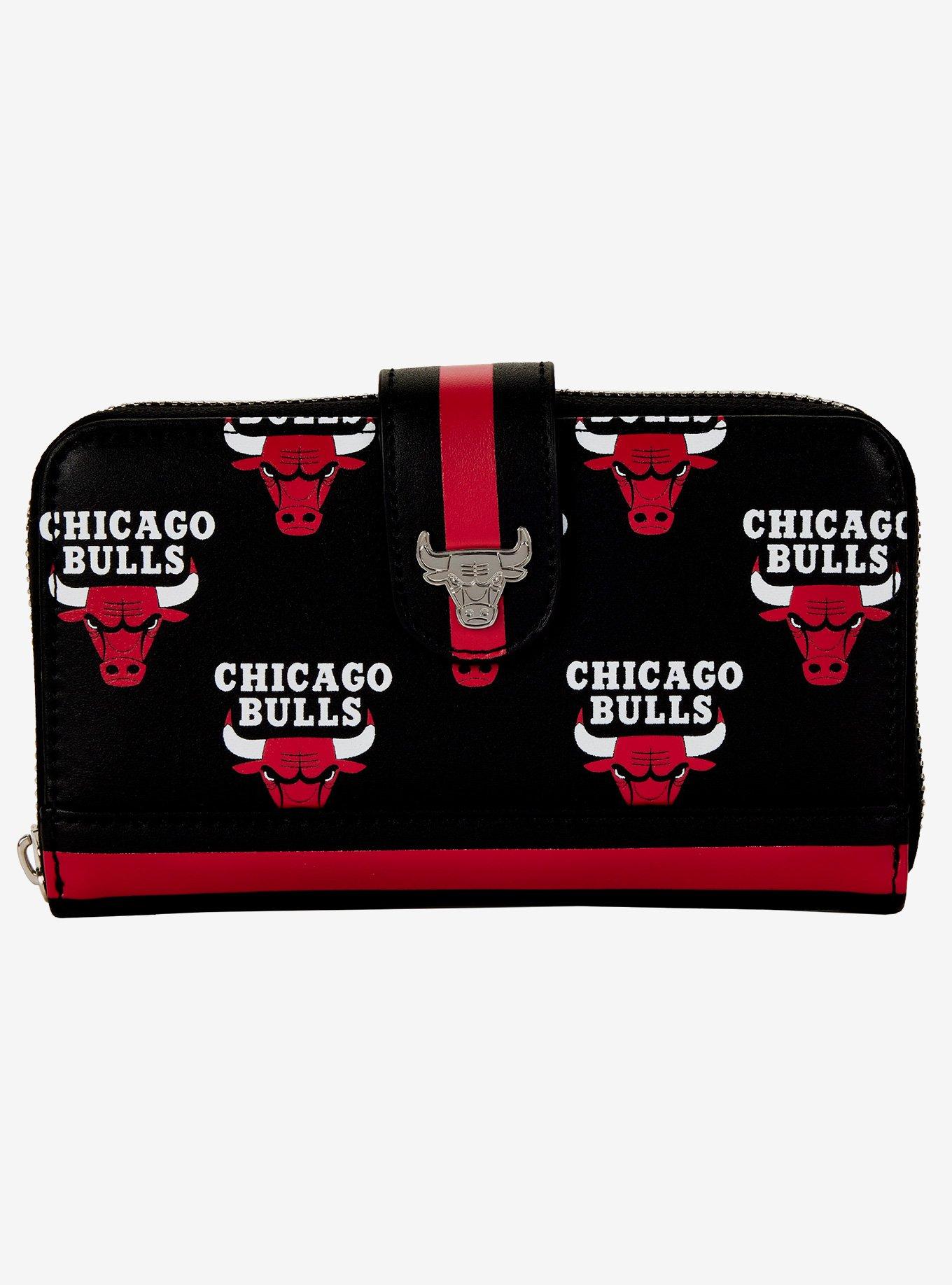 Loungefly NBA Chicago Bulls Logo Zipper Wallet | Her Universe