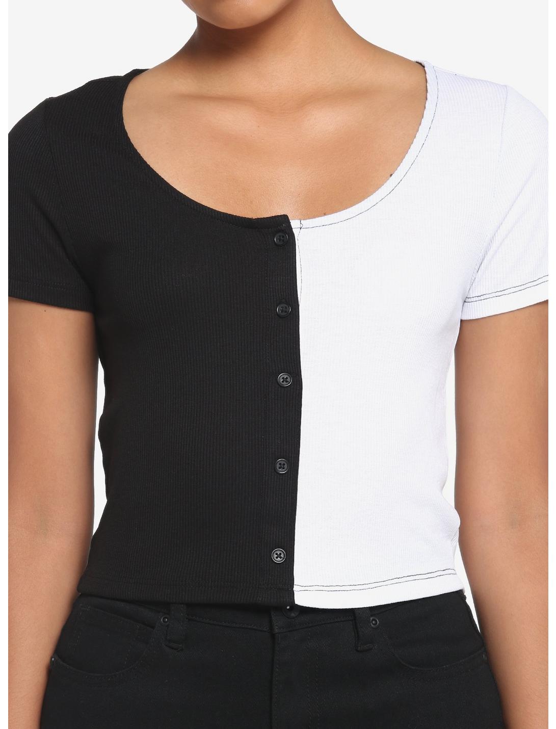 Black & White Split Girls Crop T-Shirt | Hot Topic Black & White Split Girls Crop T-Shirt | Hot Topic
