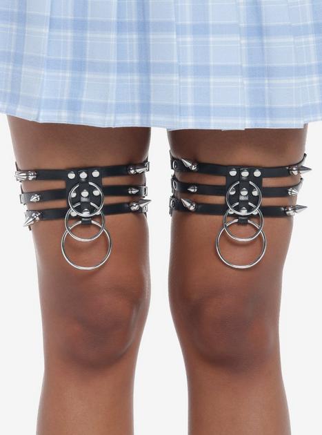 Spiked Triple O-Ring Leg Garters | Hot Topic