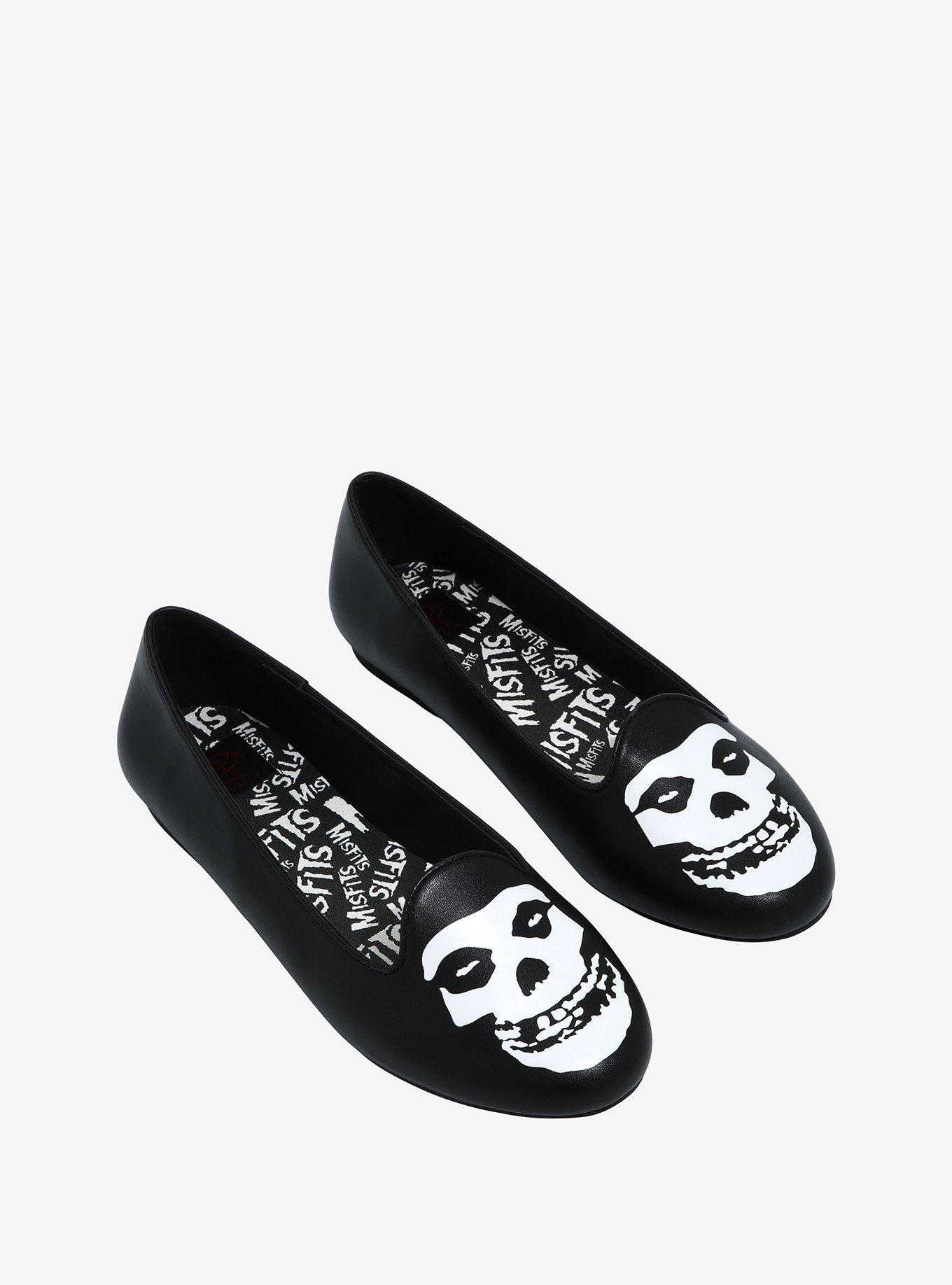 Flats: Mary Janes, Black Flats & Goth Flats | Hot Topic
