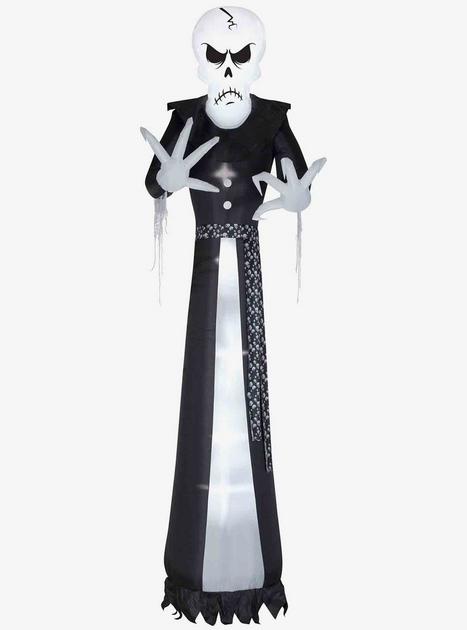Inflatable Dapper Skull Ghoul Giant Airblown | BoxLunch