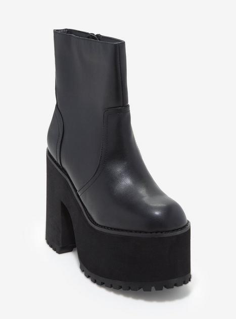 YRU Black Krush Platform Boots | Hot Topic